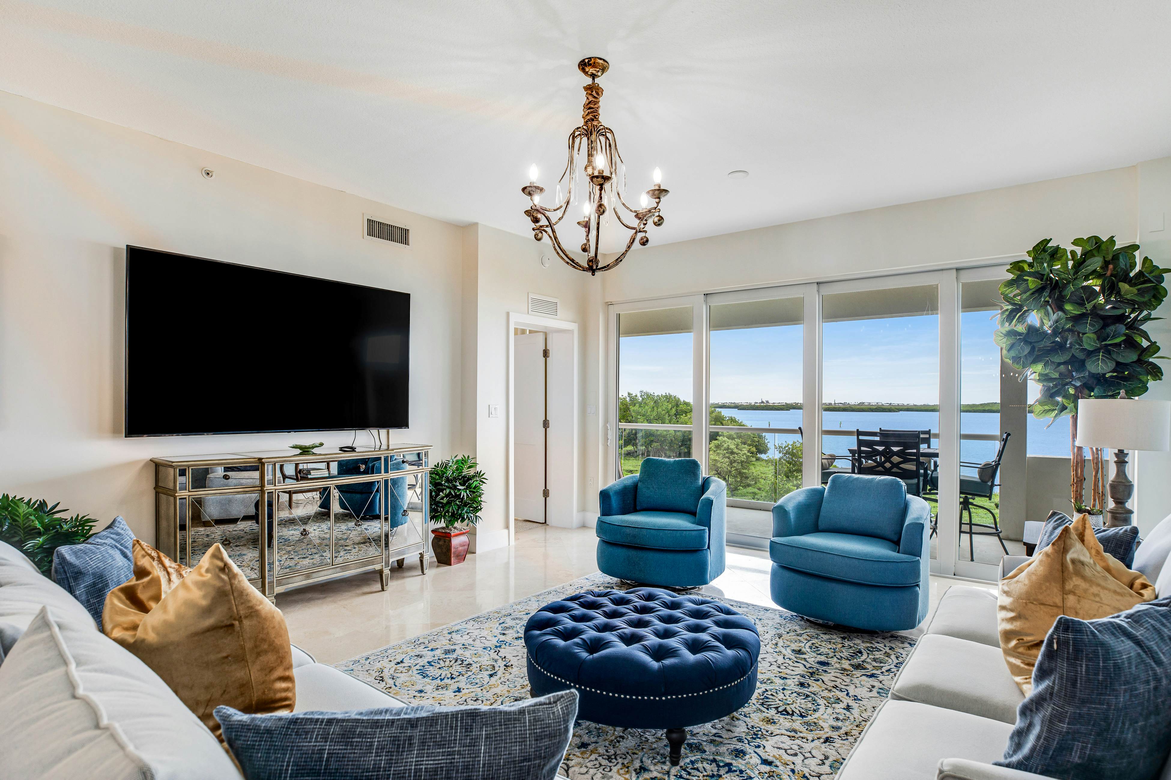 Florida Keys Vacation Rentals, Condos | Professionally Cleaned | Vacasa