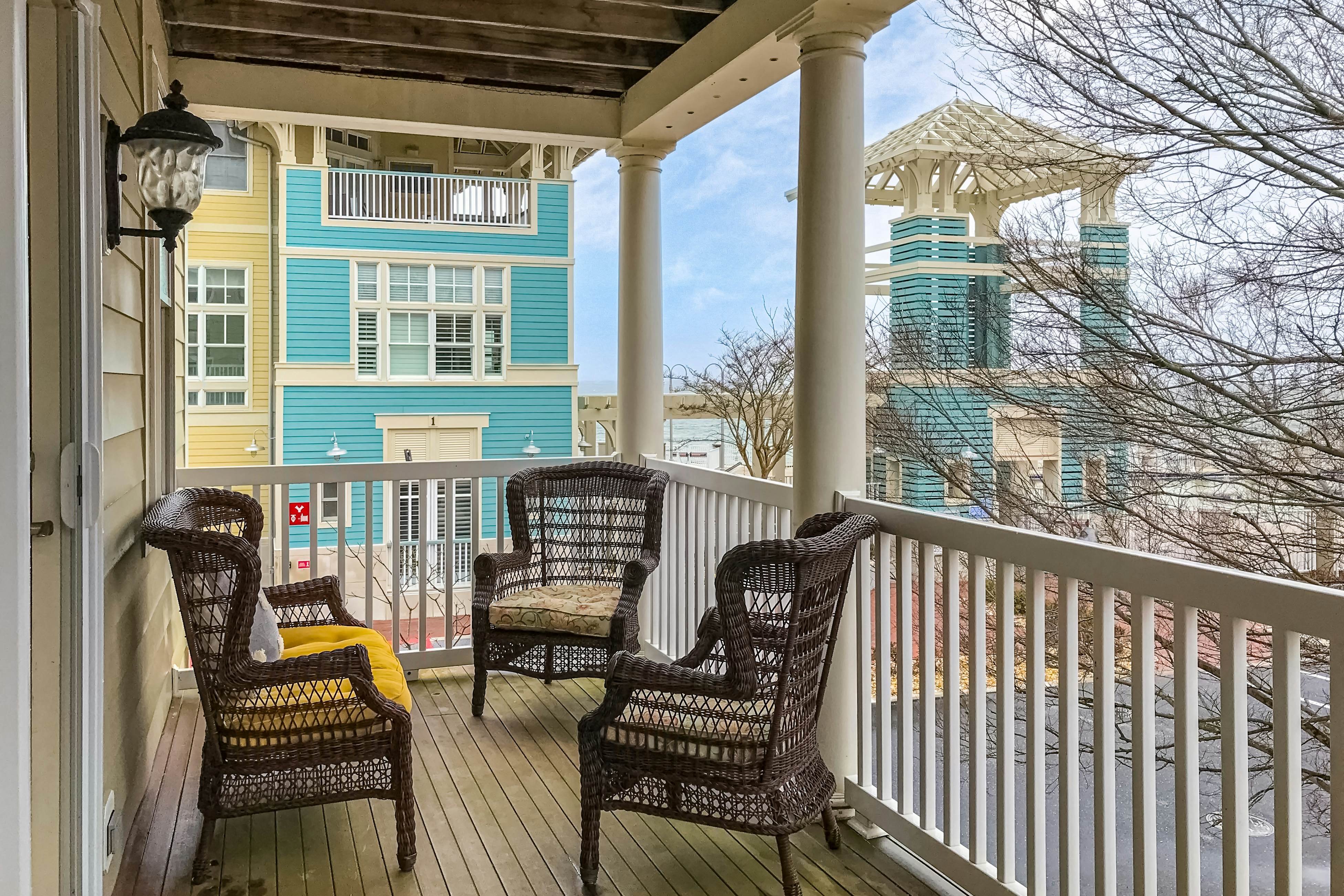 Sunset Island - 59 Island Edge | 5 BD Ocean City, MD Vacation Rental ...