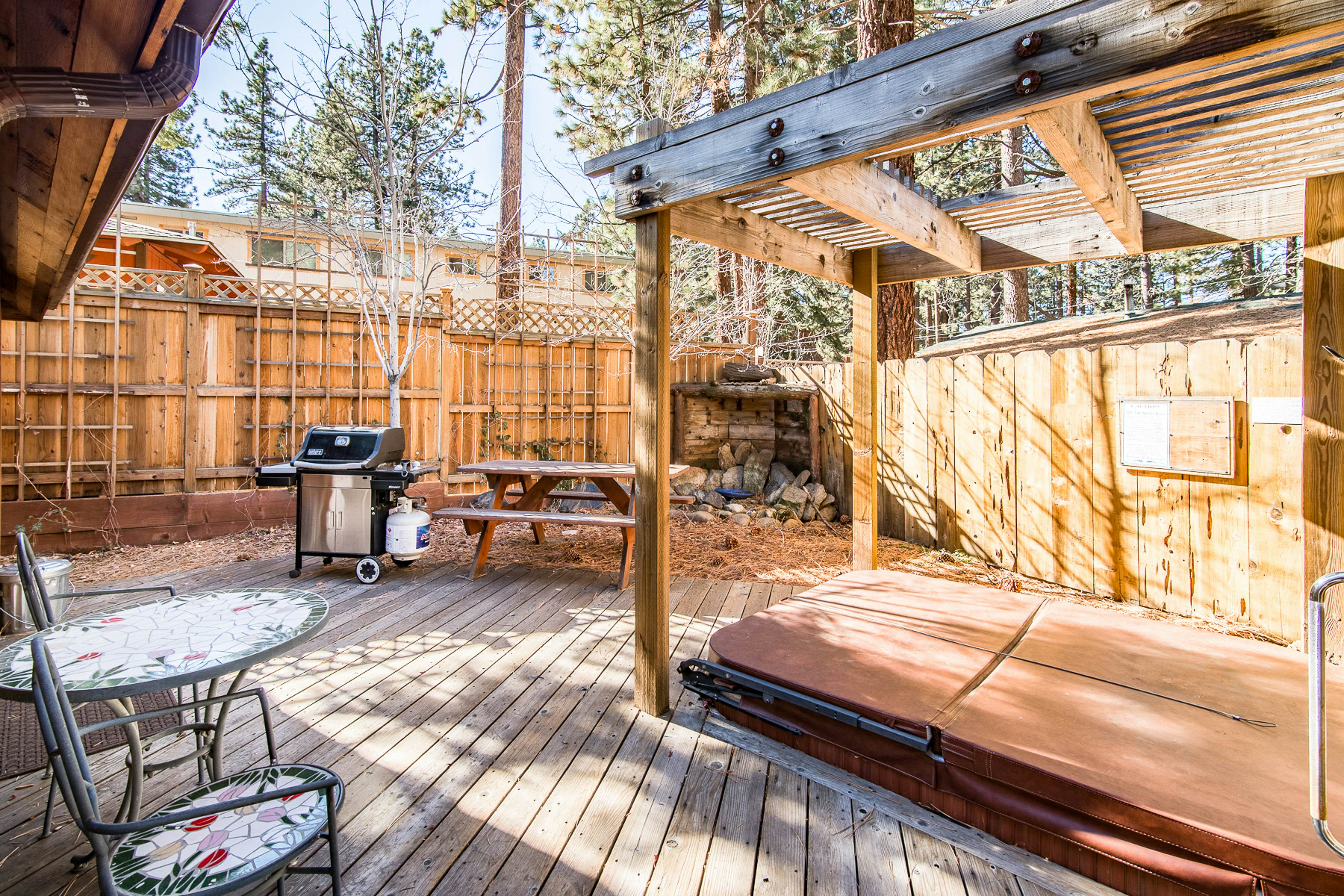 Pioneer Palace | 1 BD South Lake Tahoe, CA Vacation Rental | Vacasa