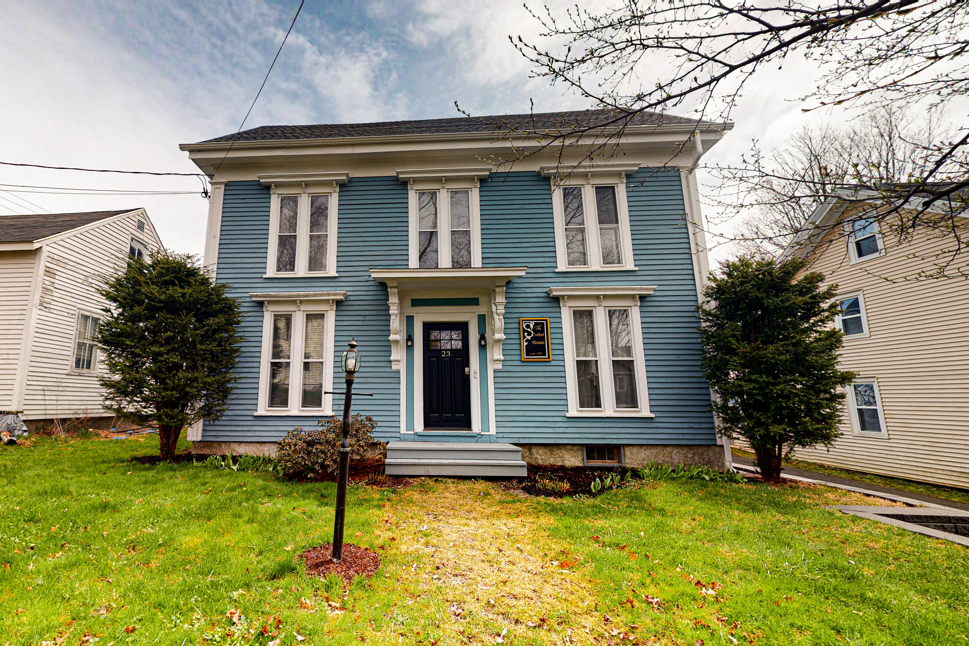 Maine Cabin Rentals, Cottage Rentals | Professionally Cleaned | Vacasa