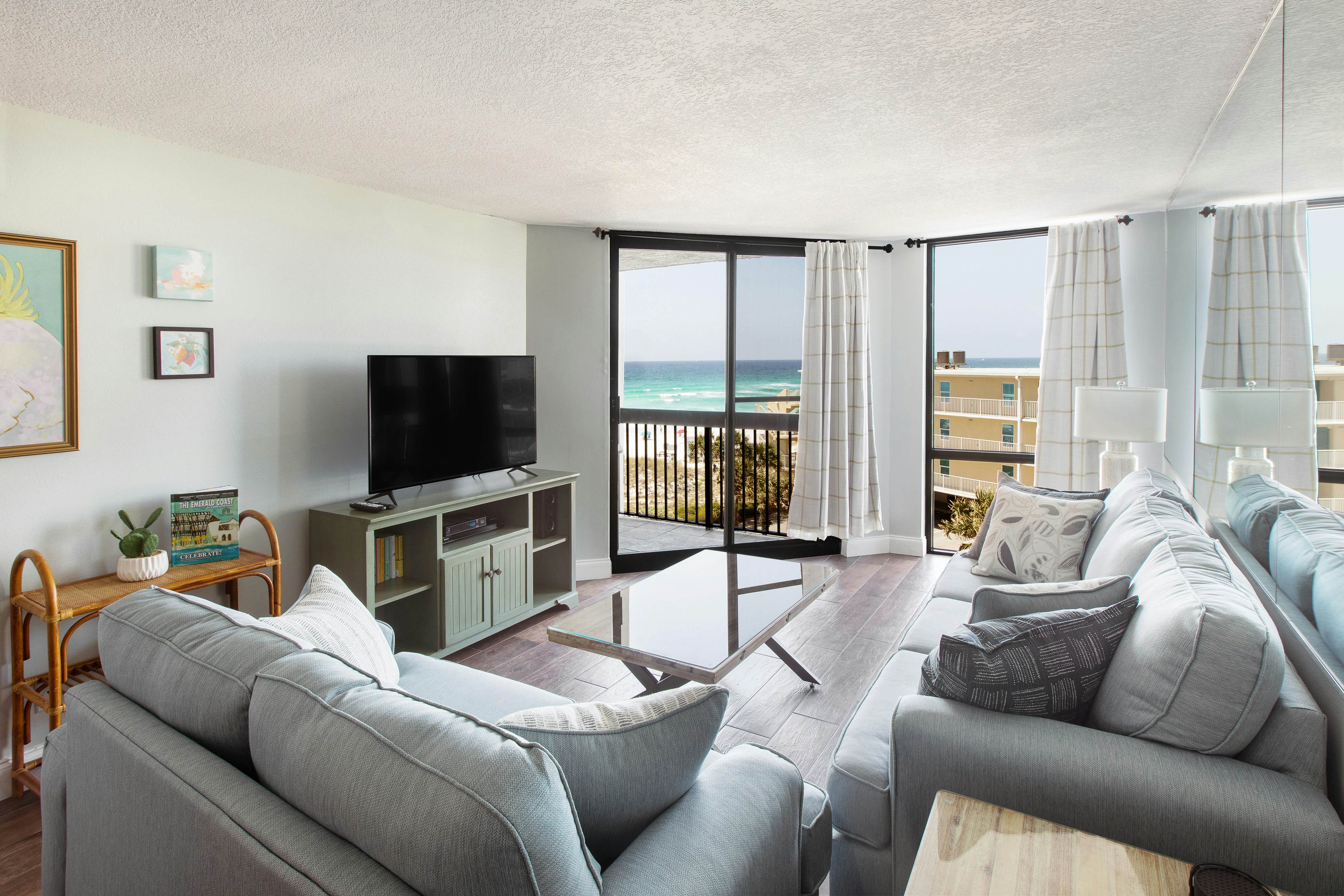 SunDestin Beach Resort | Destin Florida Condos | Vacasa