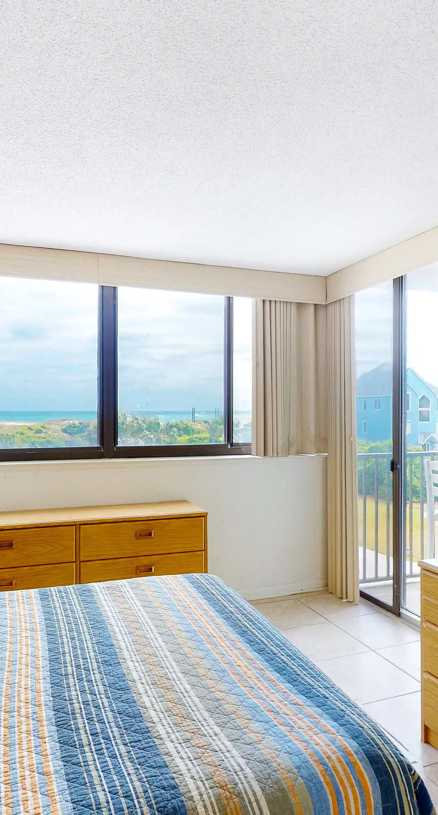 sands-villa-225-3-bd-atlantic-beach-nc-vacation-rental-vacasa