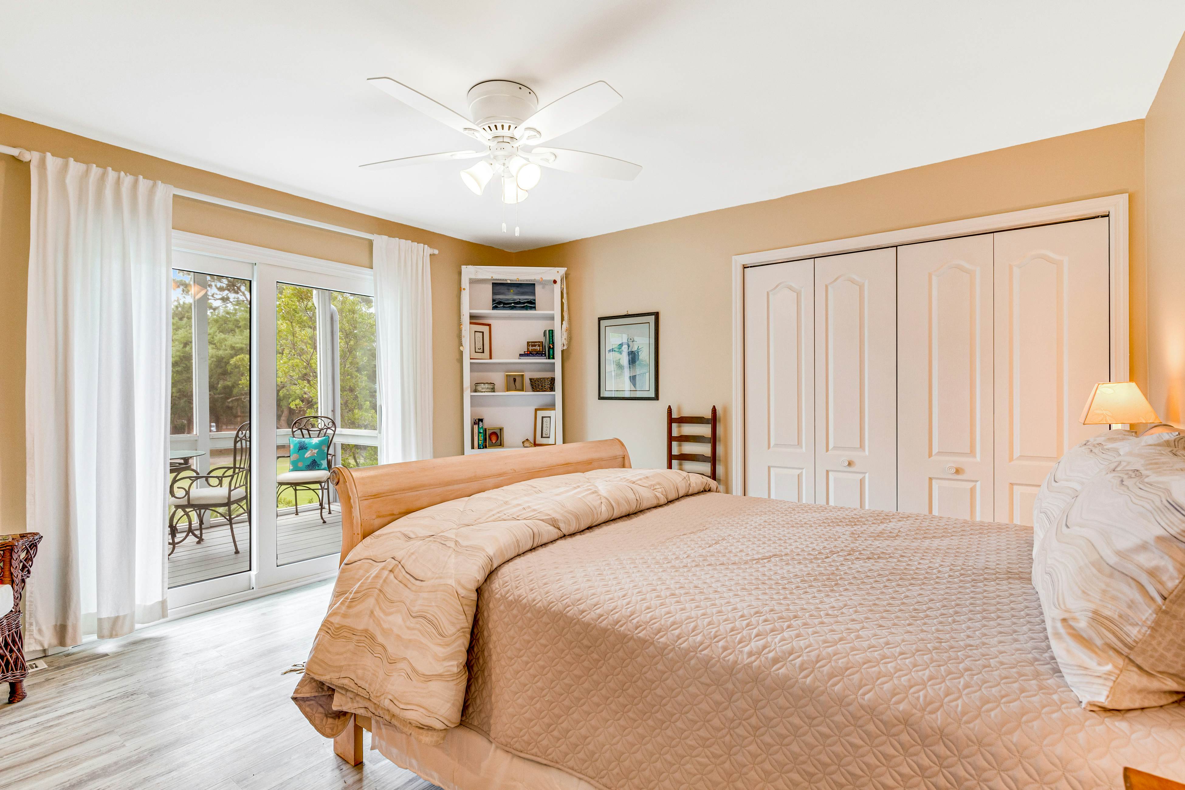 Heh Edisto | 3 BD Edisto Beach, SC Vacation Rental | Vacasa