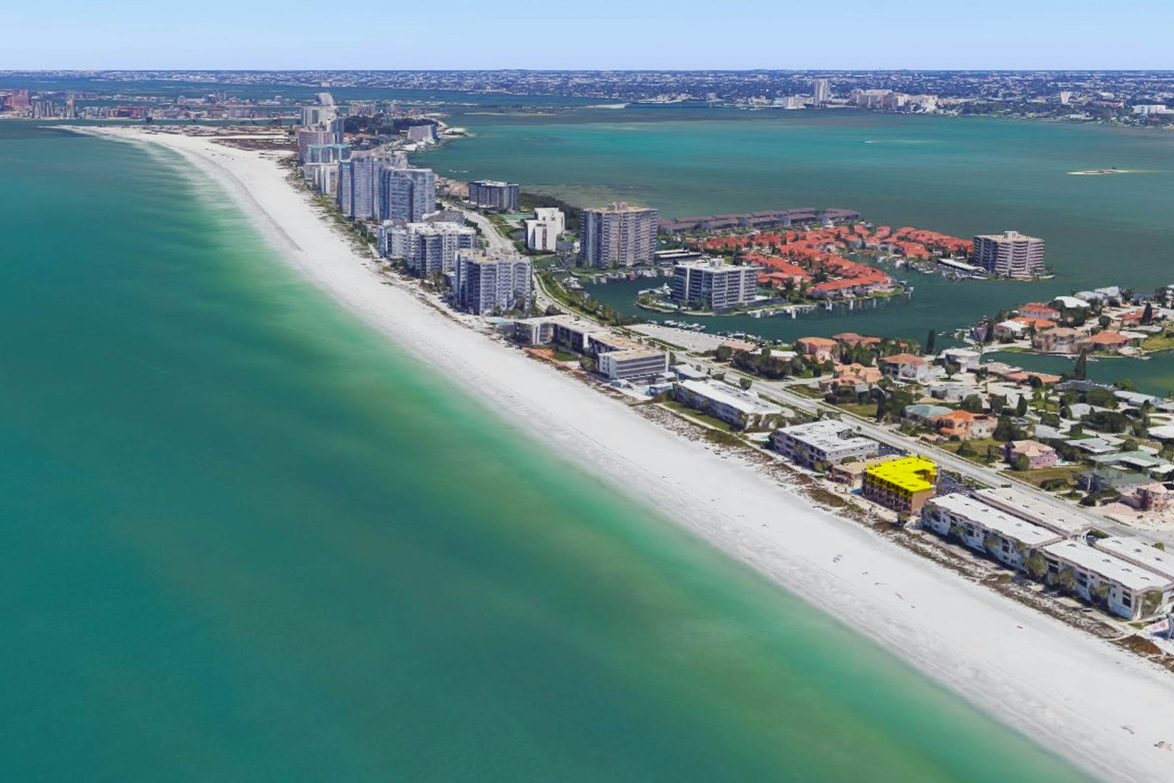 Belleair Beach Club 315 | 1 BD Belleair Beach, FL Vacation Rental | Vacasa