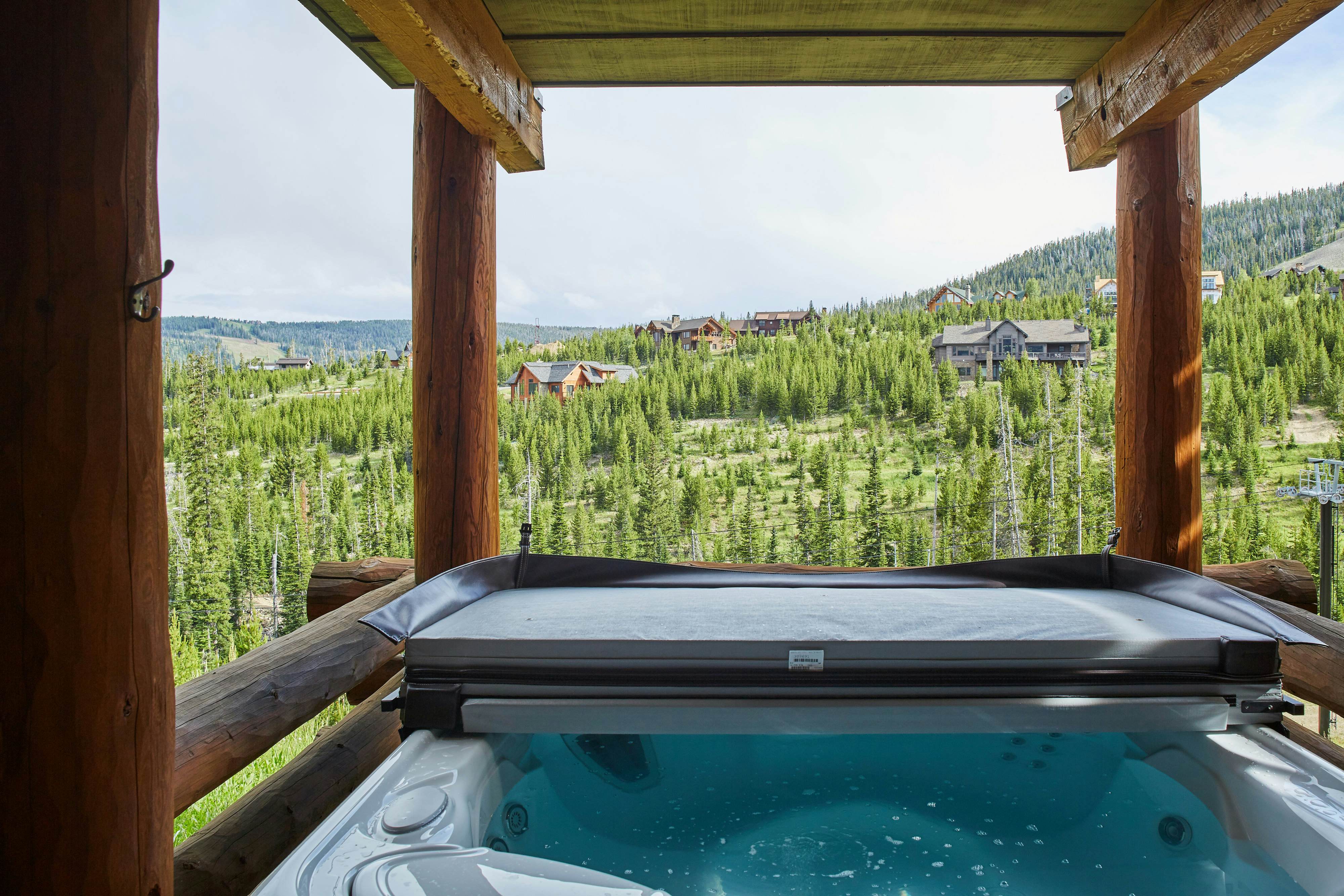 Big Sky Vacation Rentals, Cabin Rentals | Vacasa