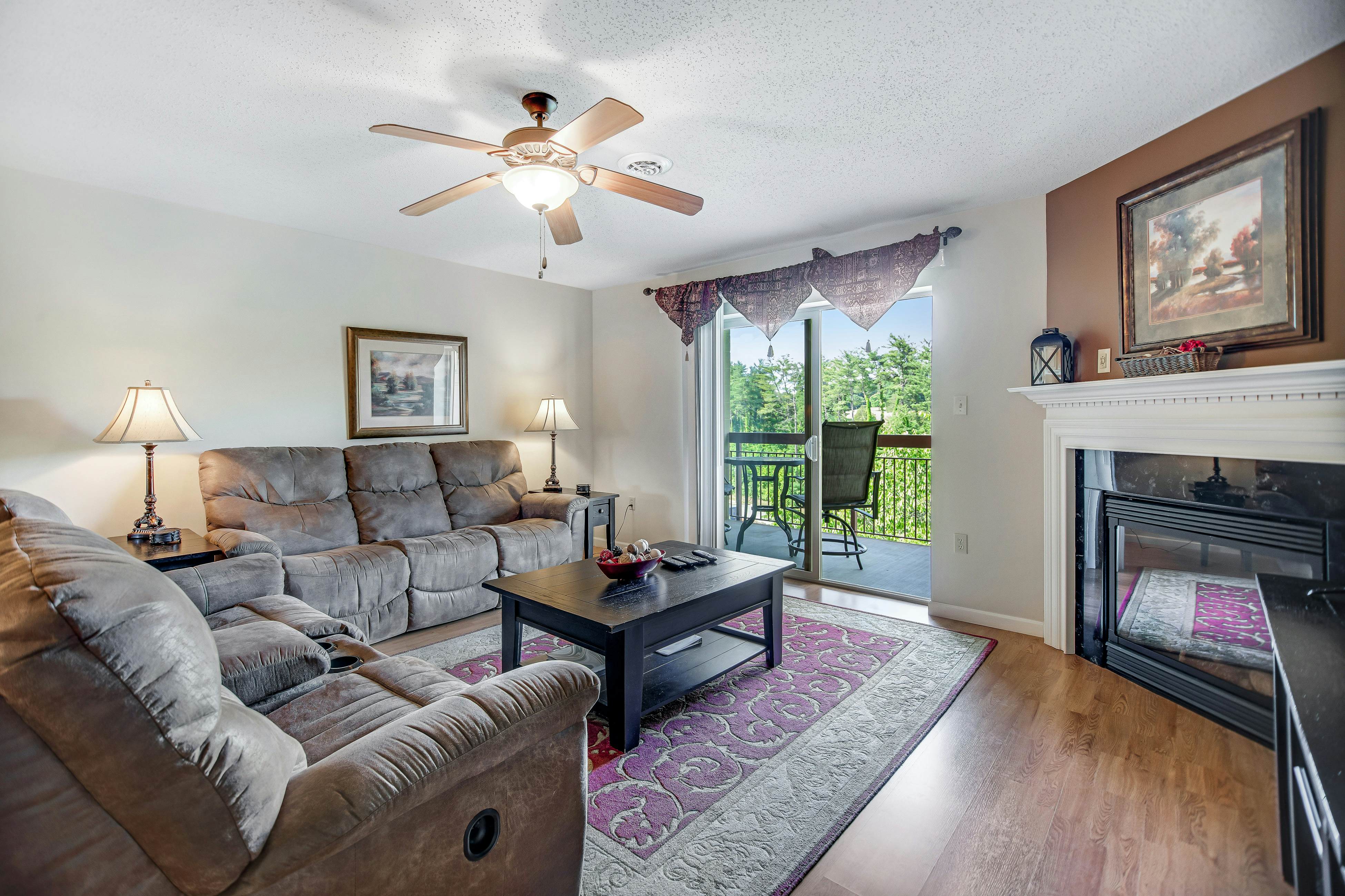 Pigeon Forge Cabin Rentals, Vacation Rentals, Condos, Resorts | Vacasa