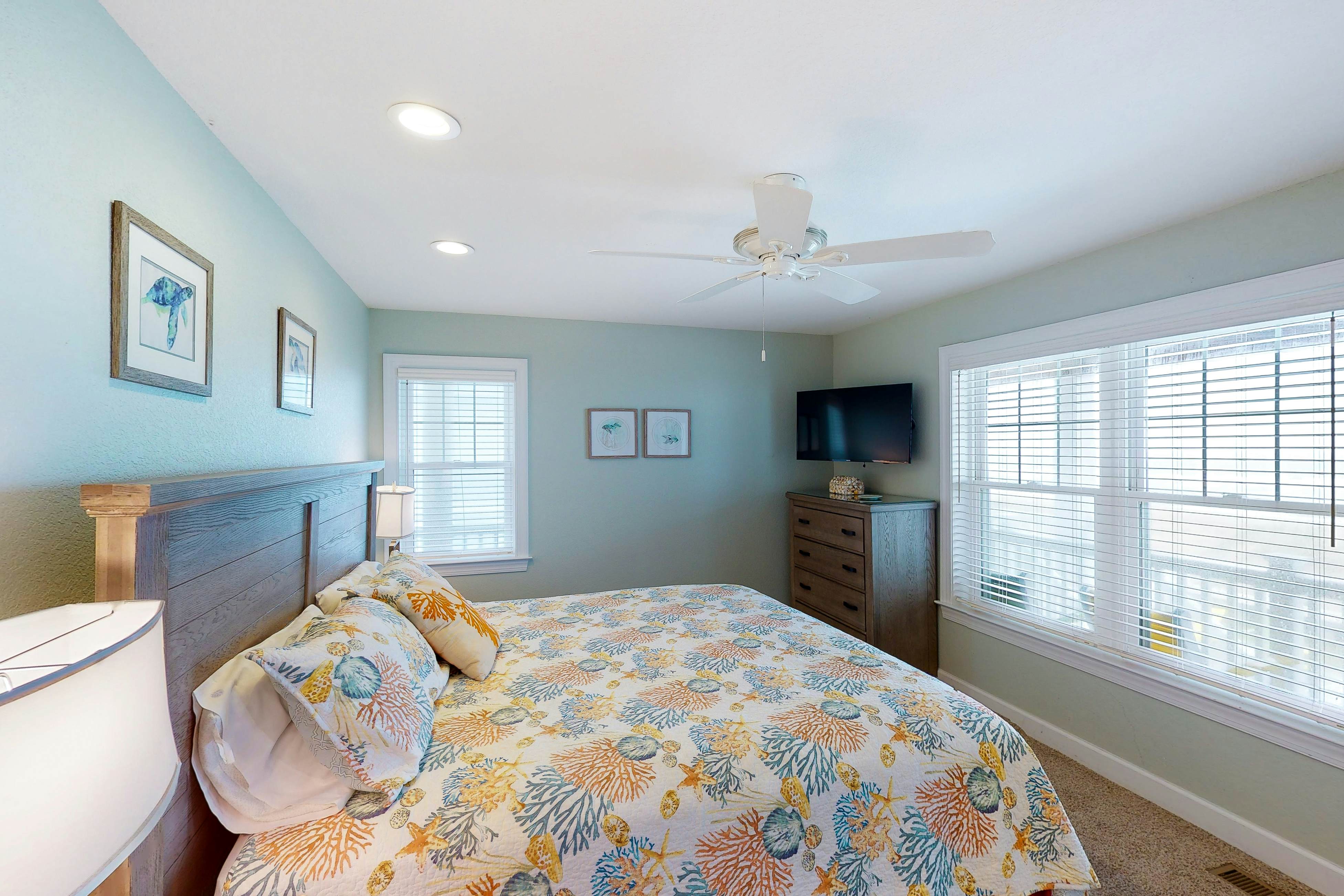 Sandfiddler | 8 BD Virginia Beach, VA Vacation Rental | Vacasa