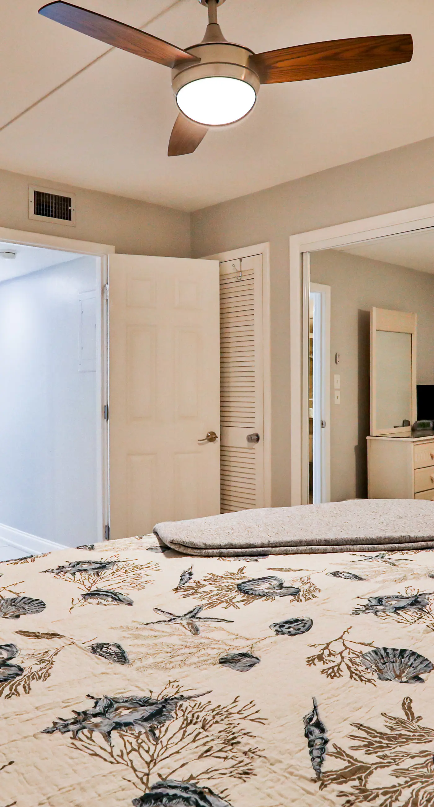 Midnight Cove II 823 | 2 BD Siesta Key, FL Vacation Rental | Vacasa