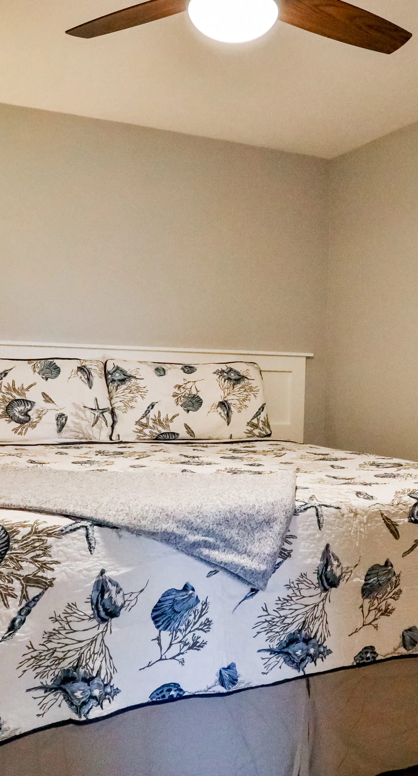 Midnight Cove II 823 | 2 BD Siesta Key, FL Vacation Rental | Vacasa