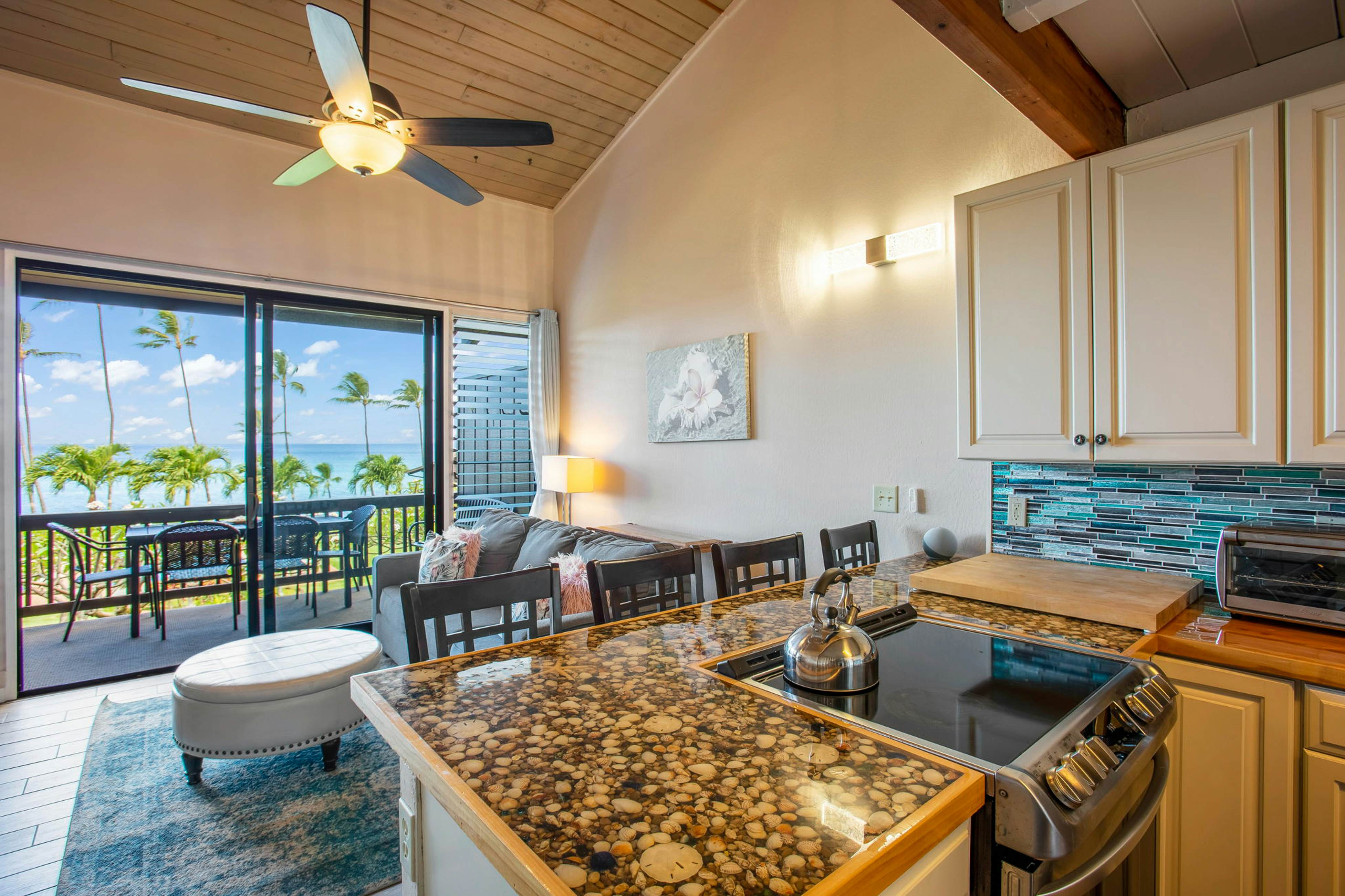 Mahina Surf 215 | 2 BD Lahaina, HI Vacation Rental | Vacasa