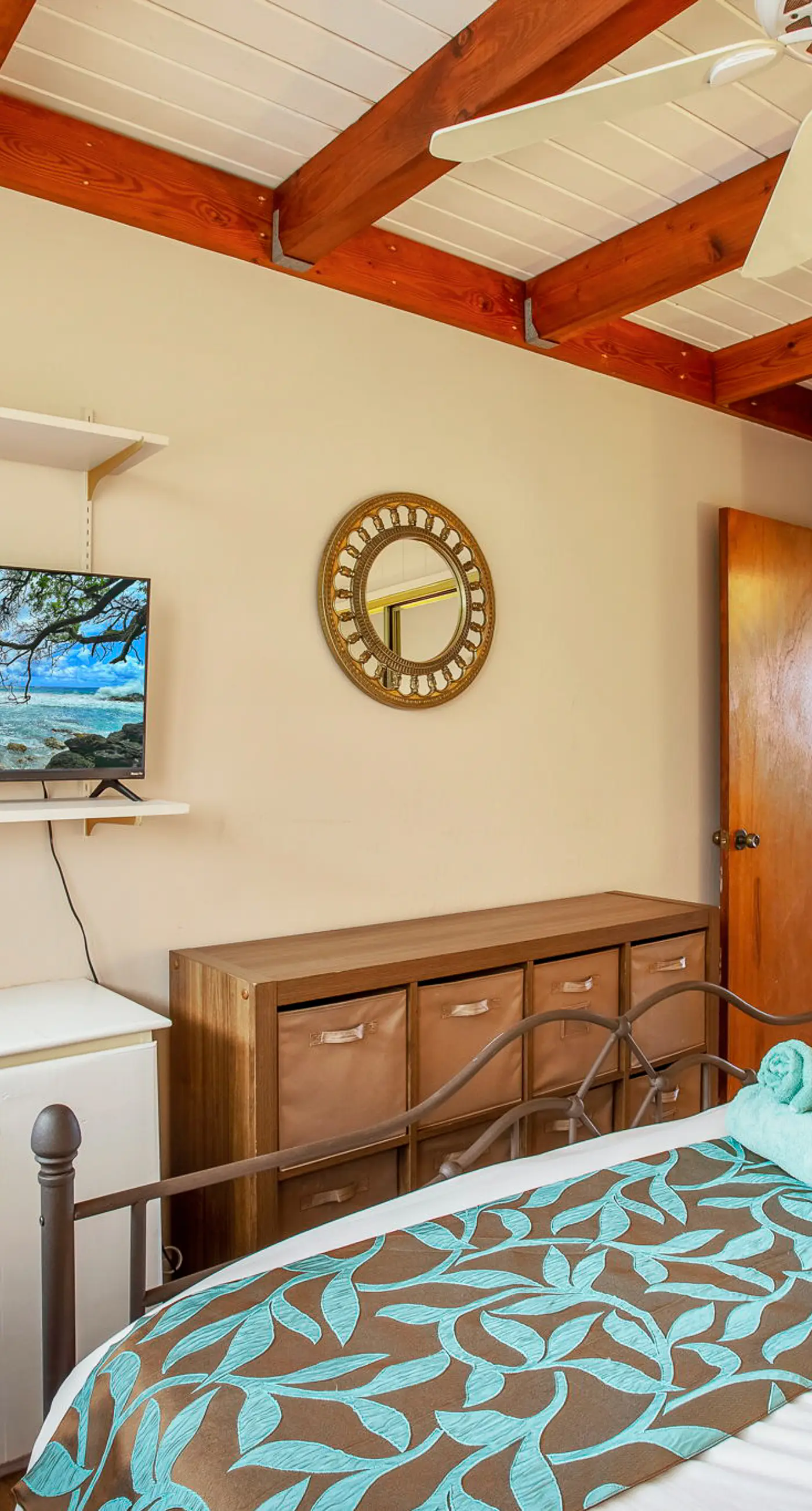Mahina Surf 215 | 2 BD Lahaina, HI Vacation Rental | Vacasa