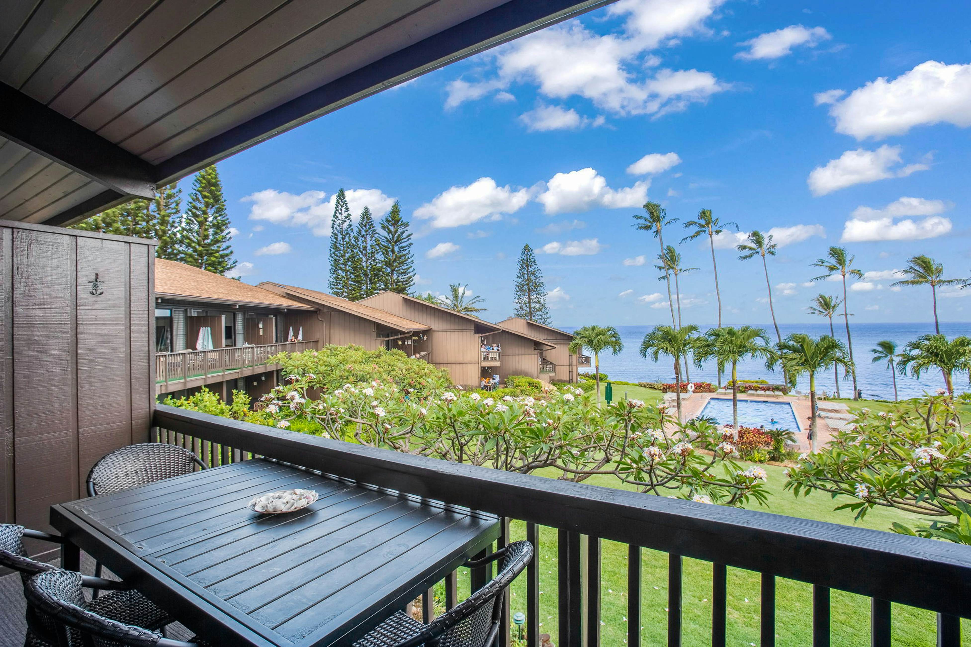 Mahina Surf 215 | 2 BD Lahaina, HI Vacation Rental | Vacasa