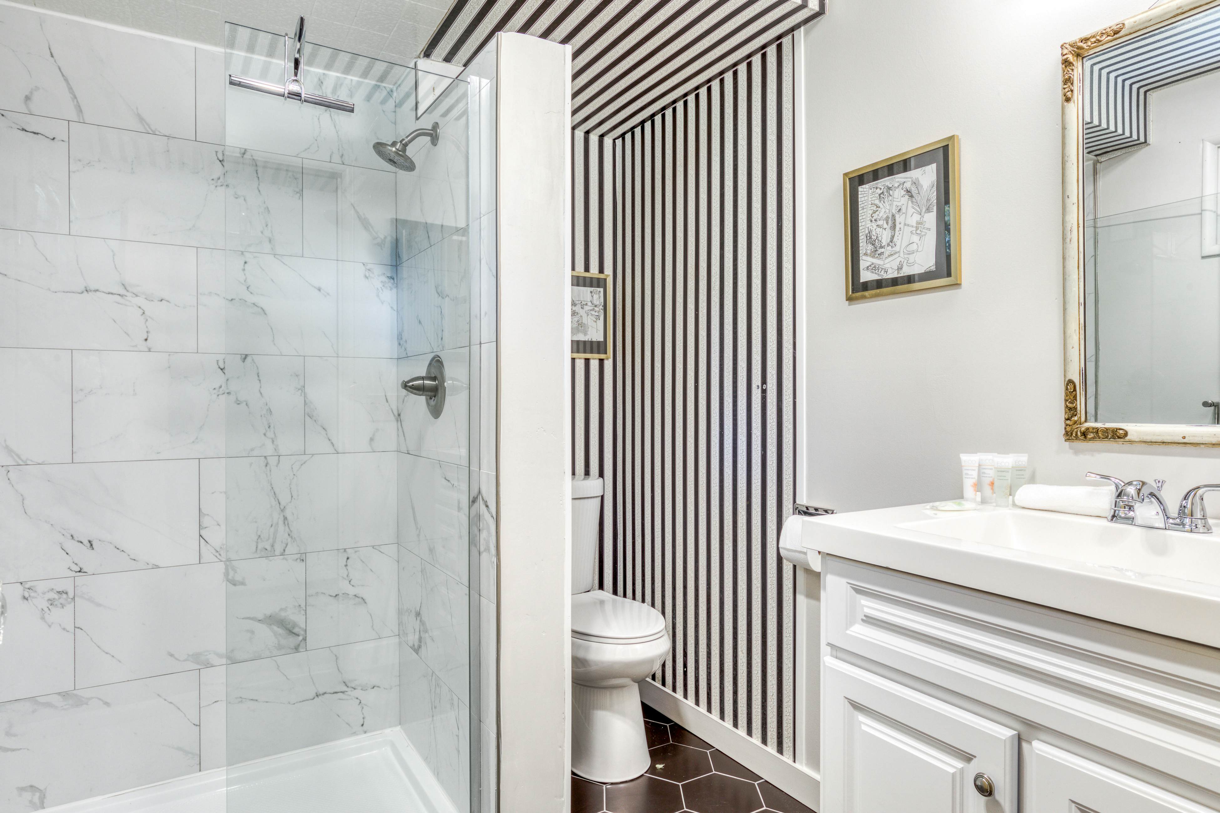 The Wandering Waterfall | 3 BD Mosier, OR Vacation Rental | Vacasa