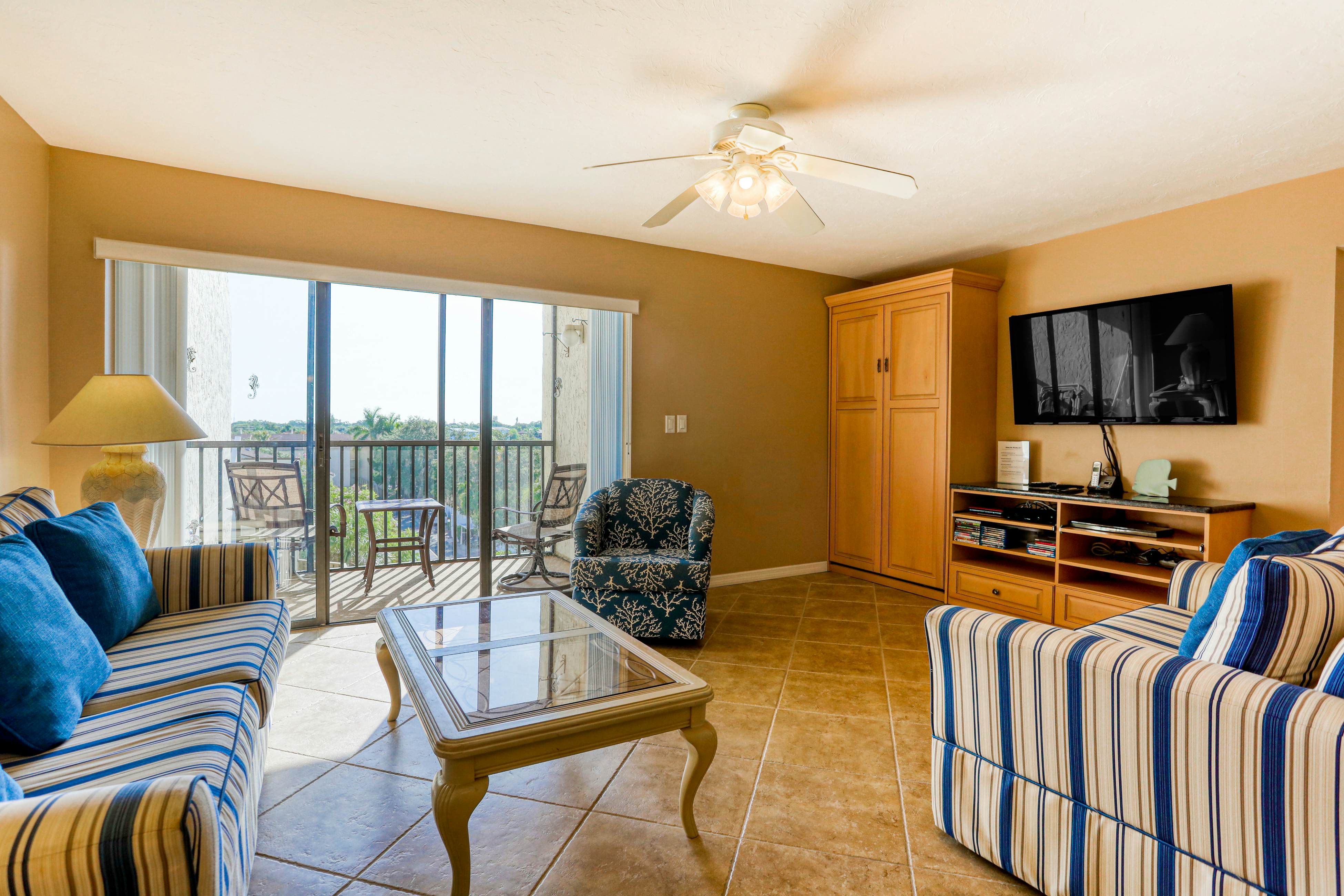 Southwest Florida Vacation Rentals, Condo Rentals | Vacasa