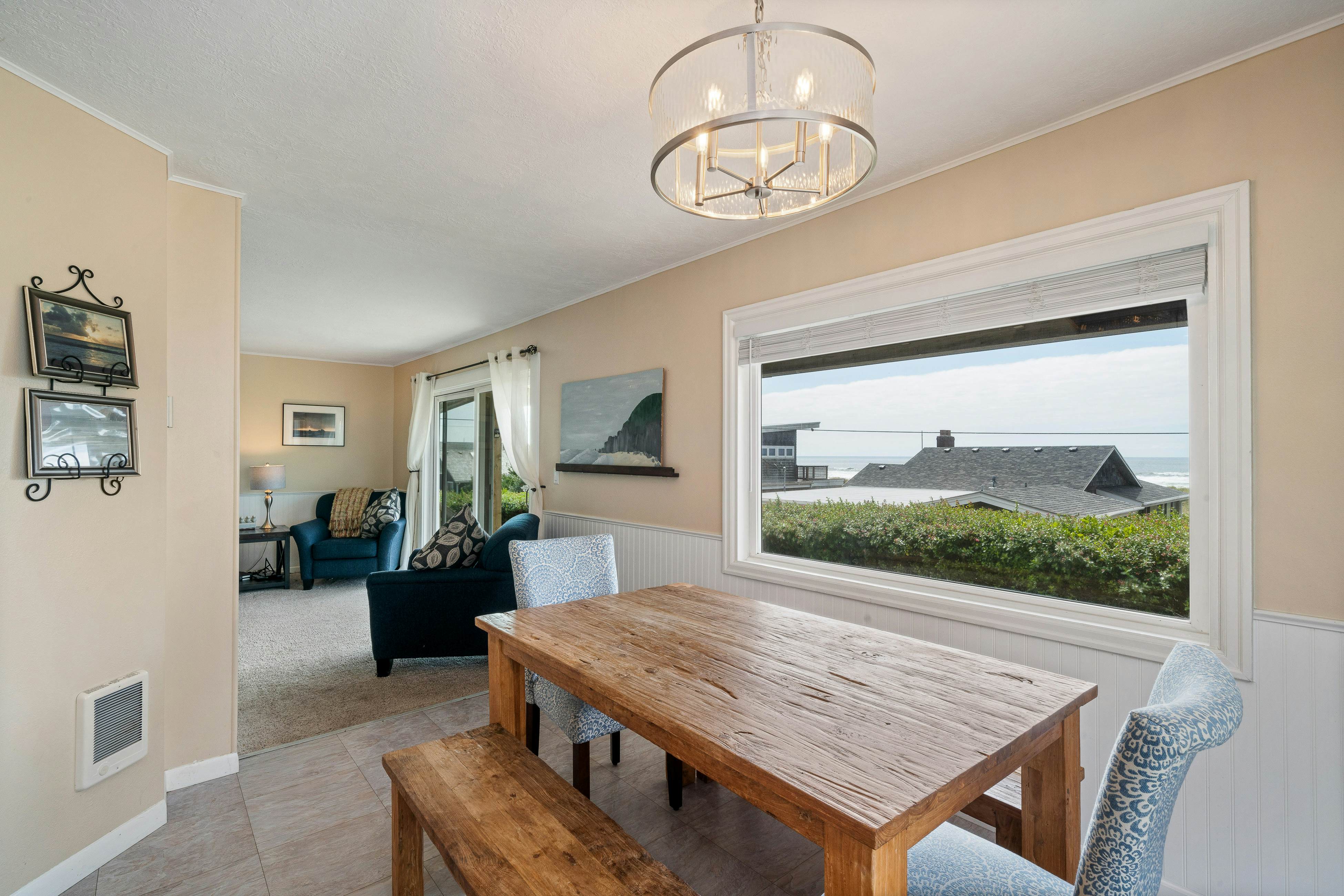 Hallie House ~ MCA 314 | 3 BD Manzanita, OR Vacation Rental | Vacasa