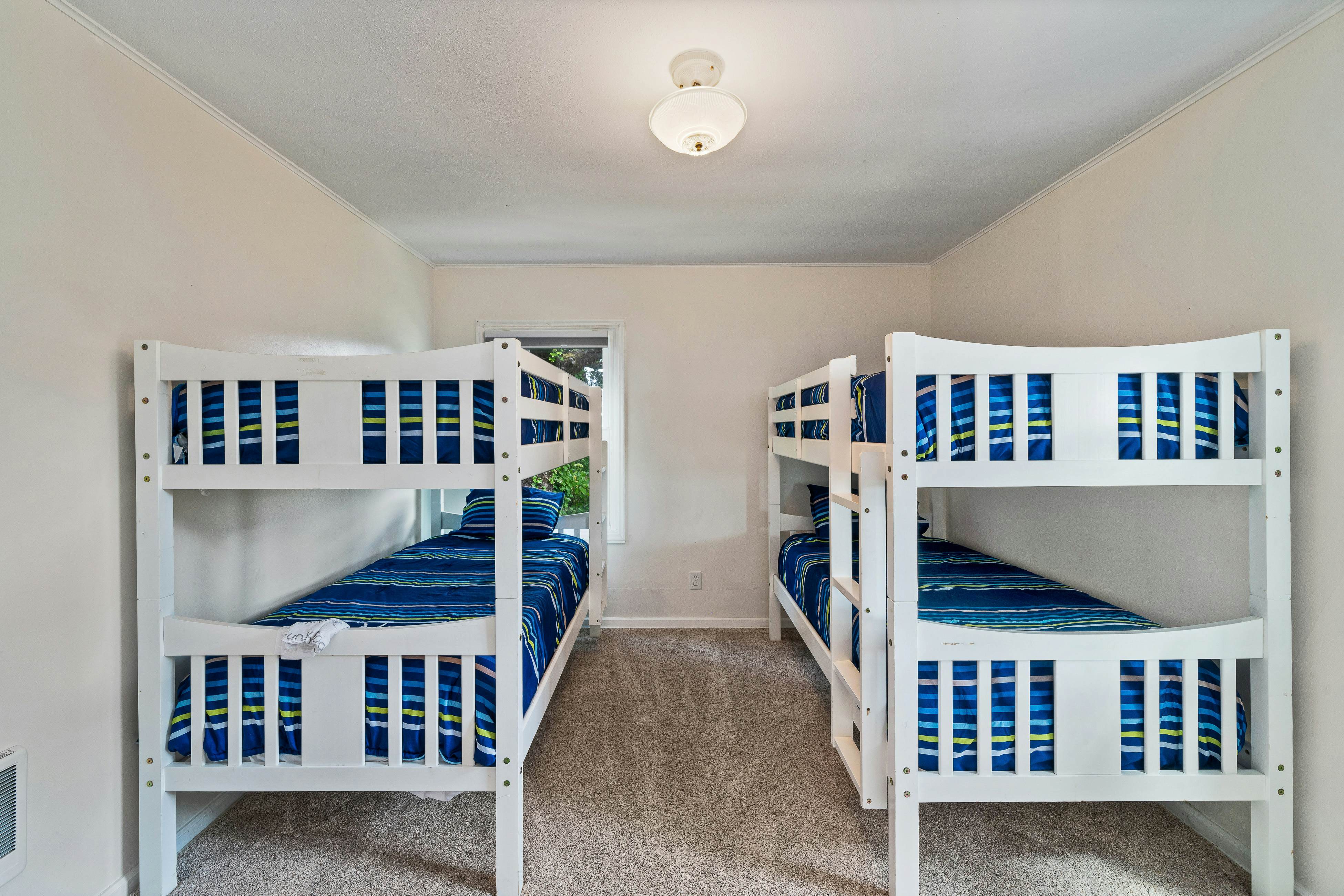 Hallie House ~ MCA 314 | 3 BD Manzanita, OR Vacation Rental | Vacasa