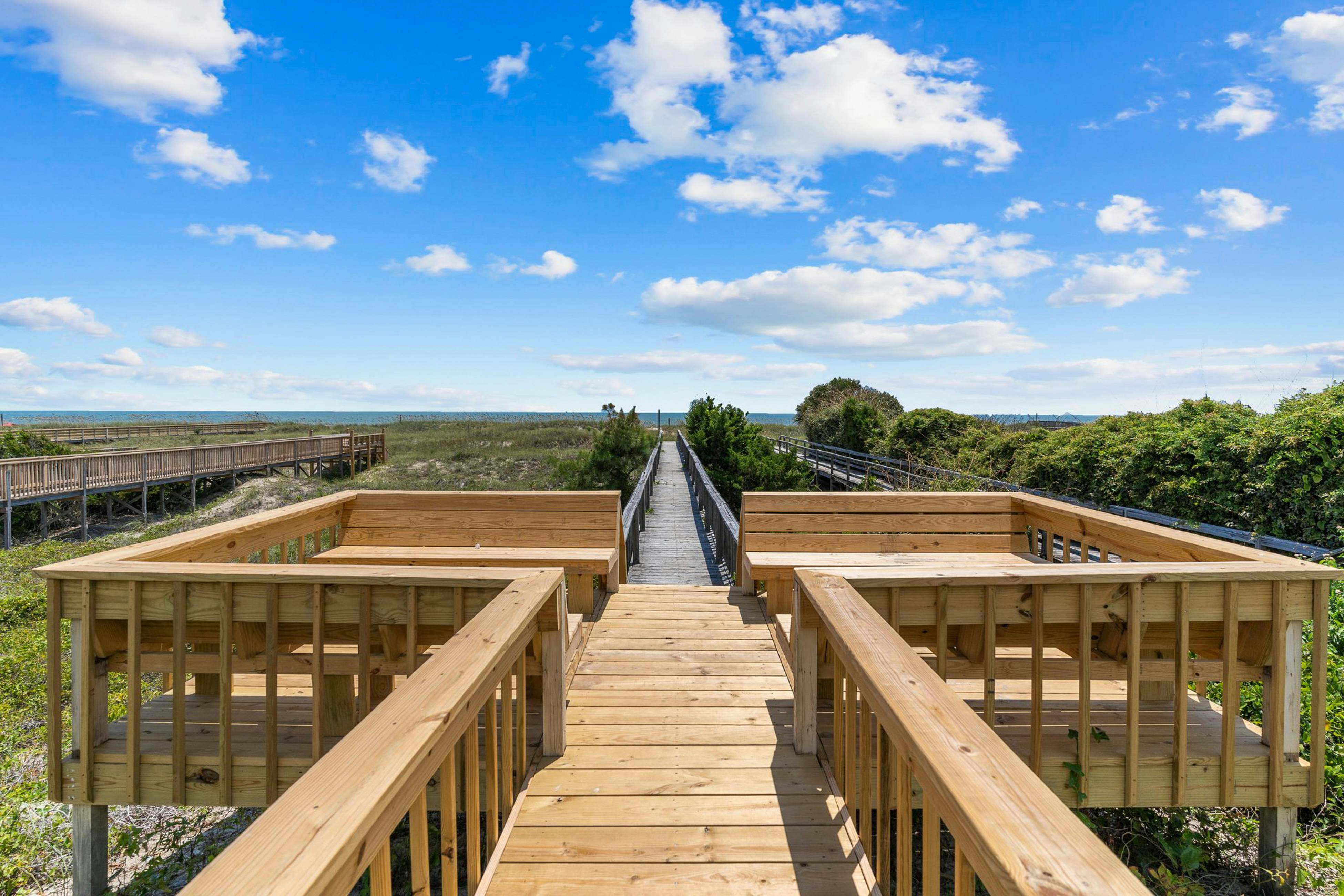 Bayview East | 3 BD Holden Beach, NC Vacation Rental | Vacasa