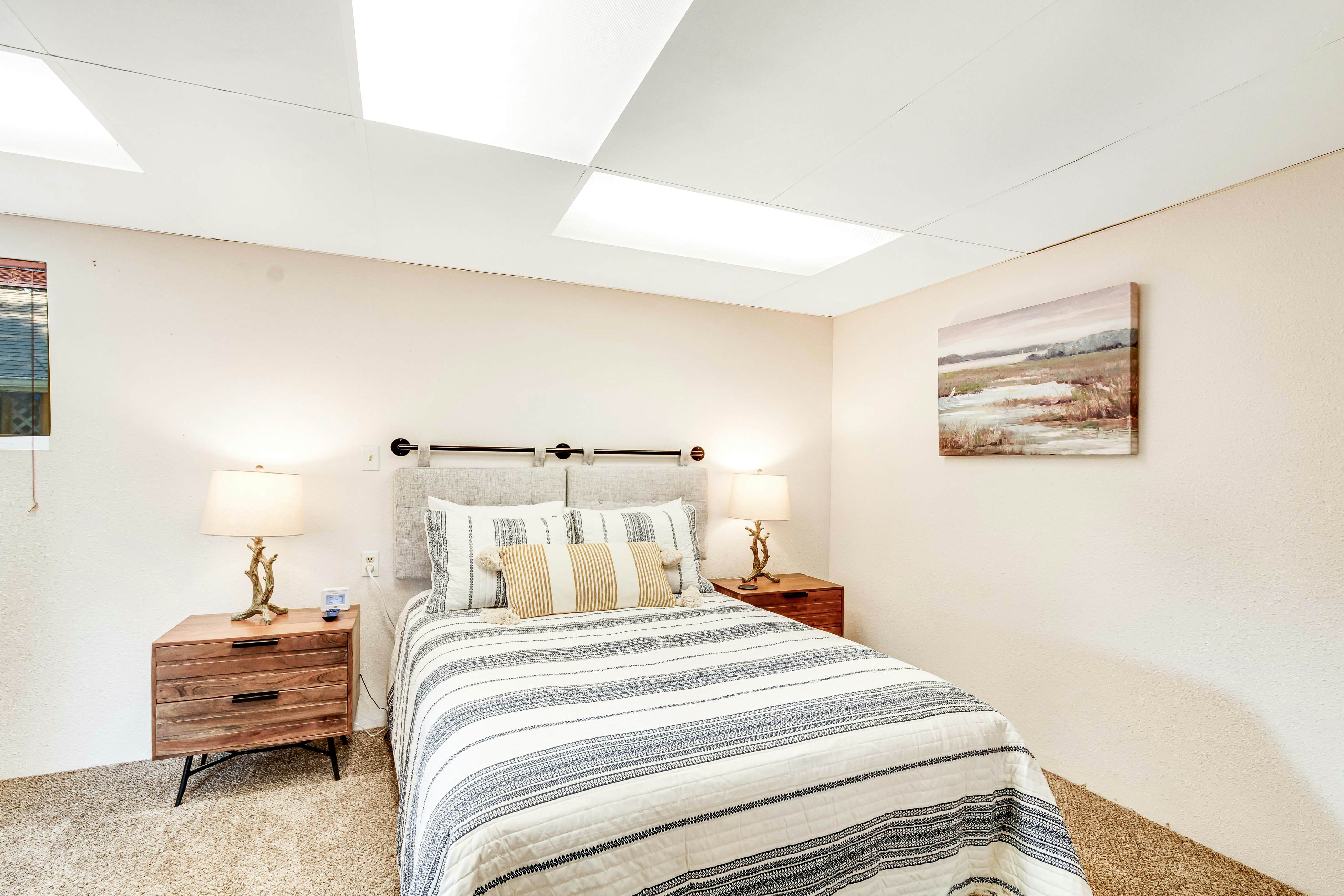 The Lakefront Treehouse | 3 BD Shelton, WA Vacation Rental | Vacasa