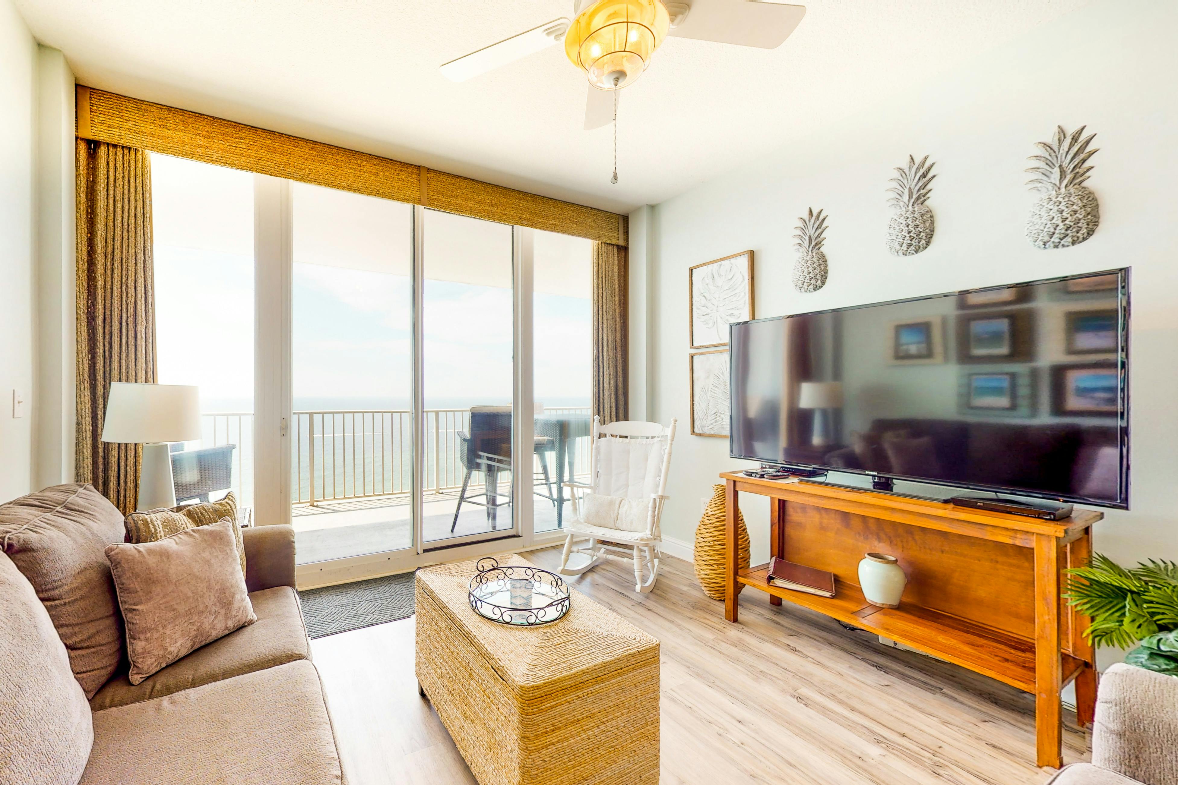 Lighthouse Condo Rentals, Vacation Rentals | Vacasa