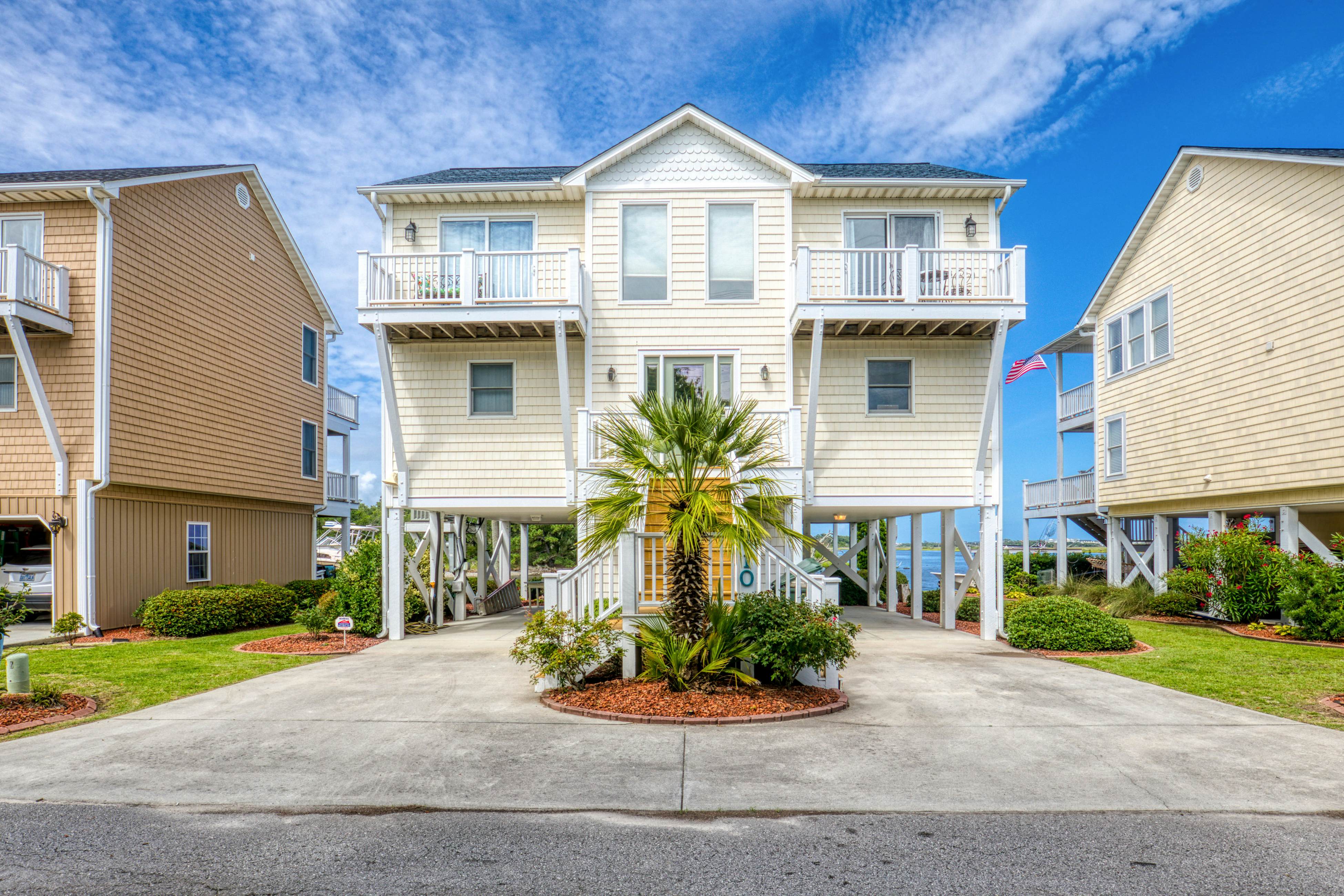 North Carolina Coast Vacation Rentals, Beach Rentals | Vacasa