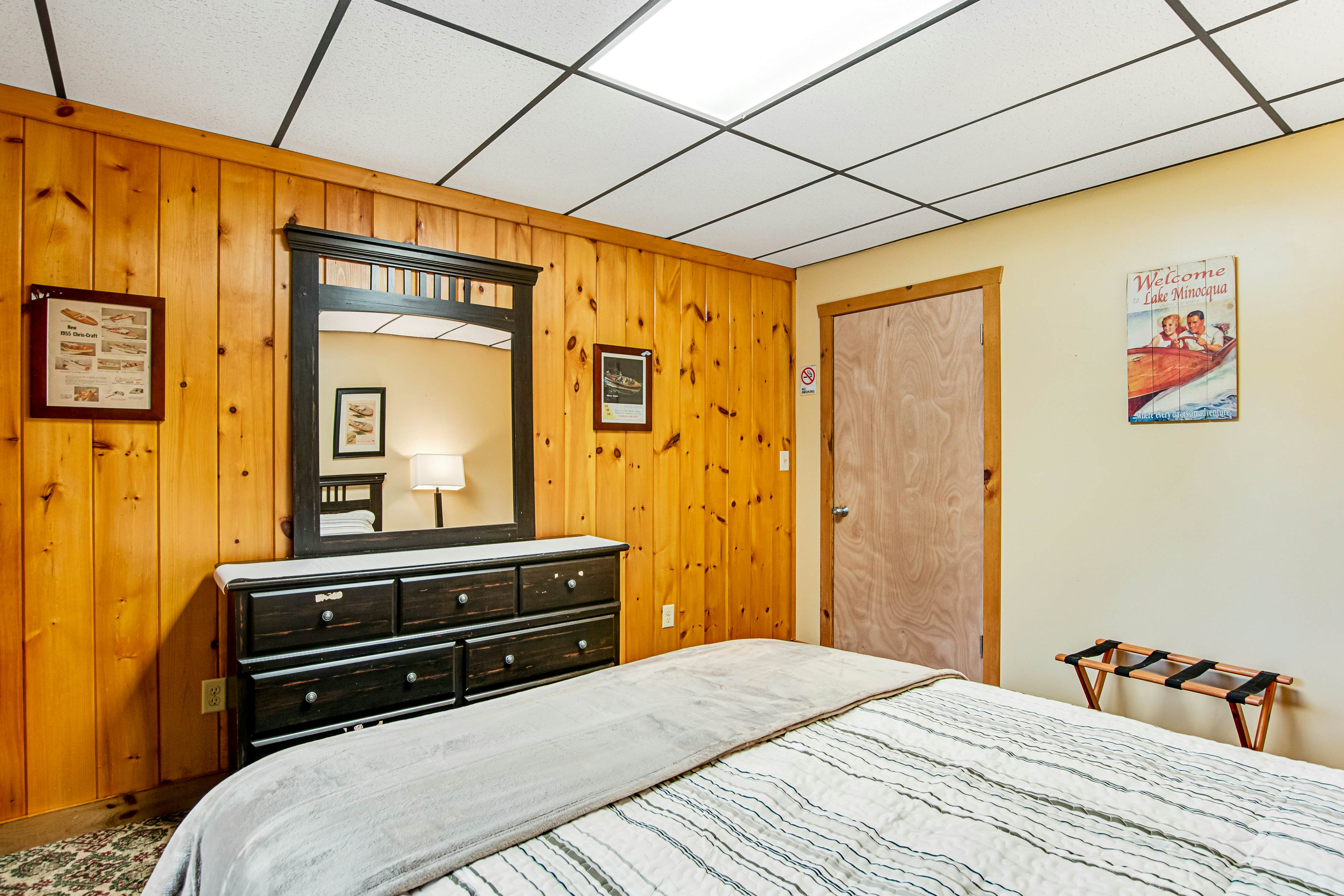 The Bear Lodge | 6 BD Winchester, WI Vacation Rental | Vacasa