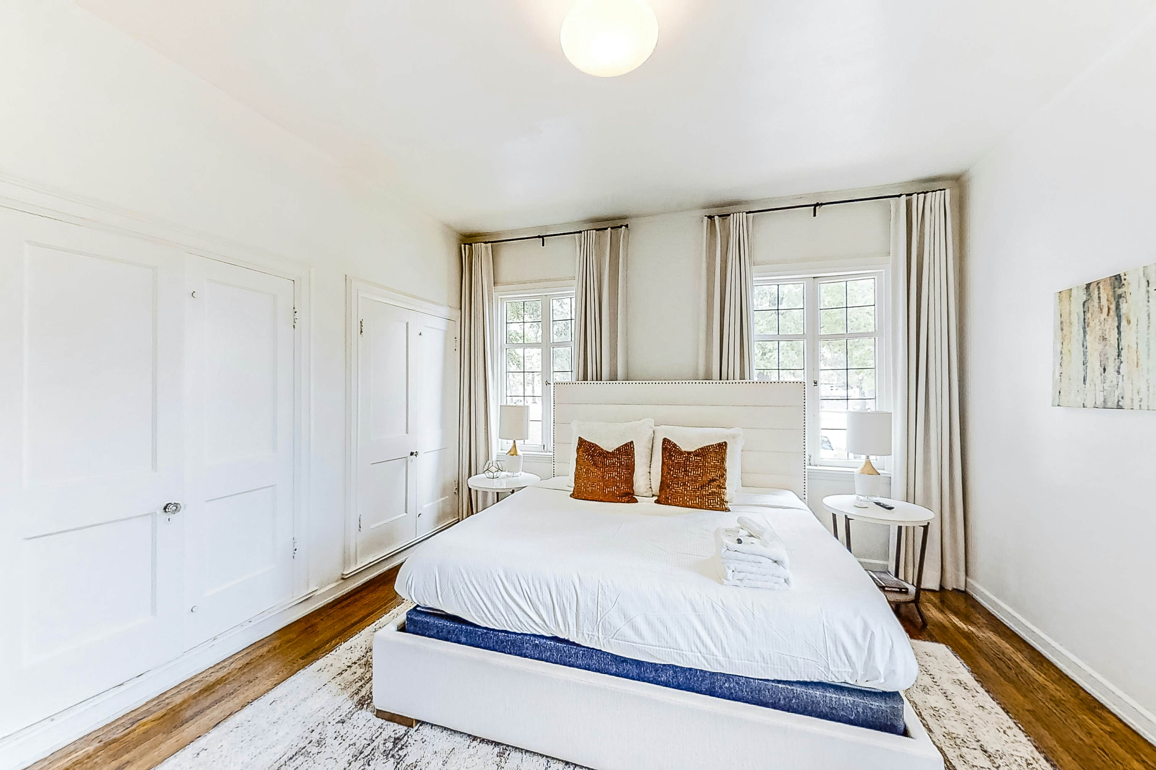 The Howe House | 4 BD Nashville, TN Vacation Rental | Vacasa