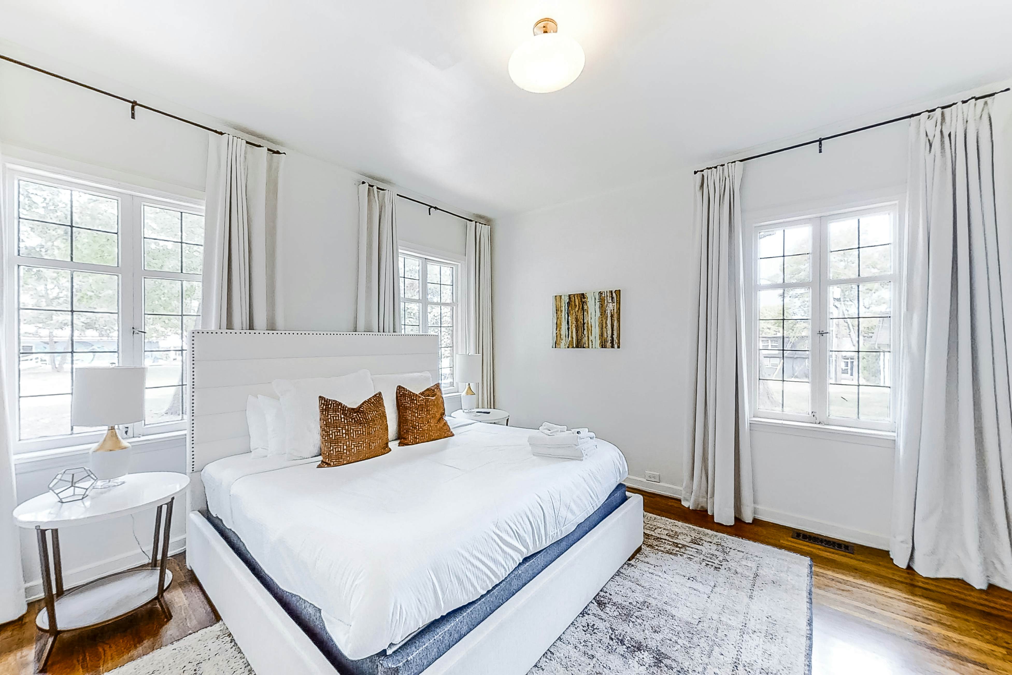 The Howe House | 4 BD Nashville, TN Vacation Rental | Vacasa