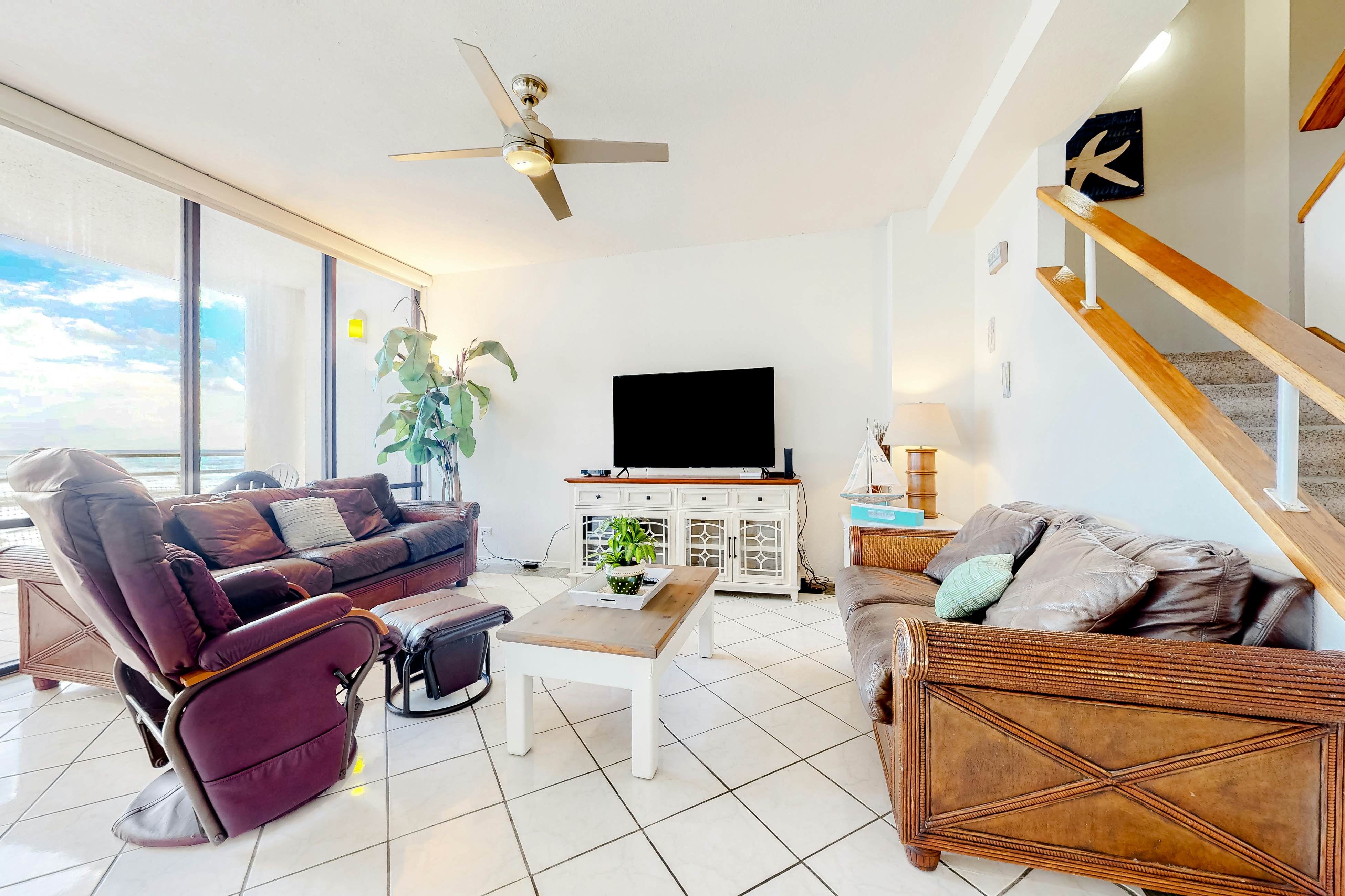 South Padre Island Vacation Rentals, Condos, Beach House Rentals | Vacasa