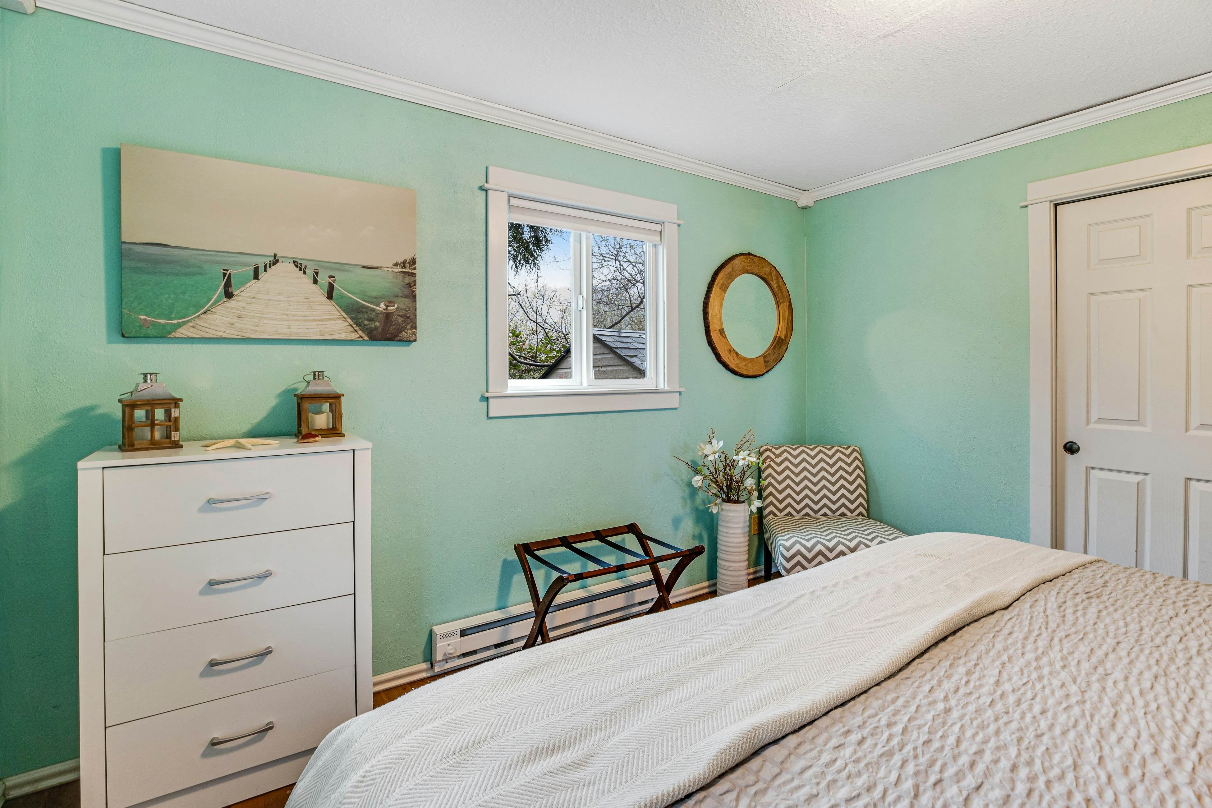 Lake Lytle Lookout | 2 BD Rockaway Beach, OR Vacation Rental | Vacasa