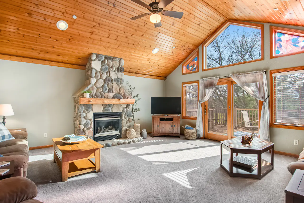 Sunset Condominiums - Castle Rock Retreat | 3 Bed Arkdale, WI Condo ...