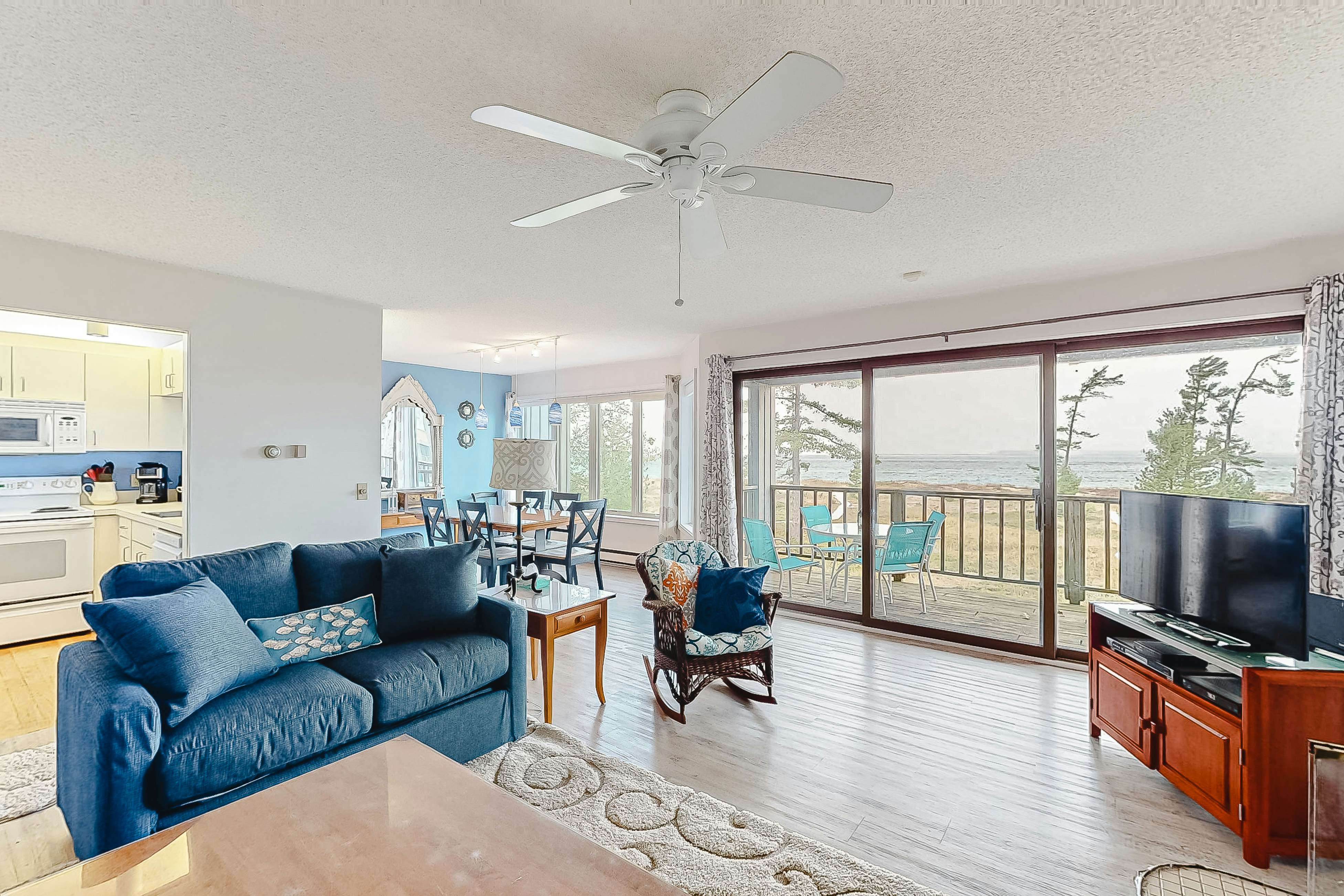 Lake Michigan Vacation Rentals, Cabin Rentals, Lake Houses | Vacasa