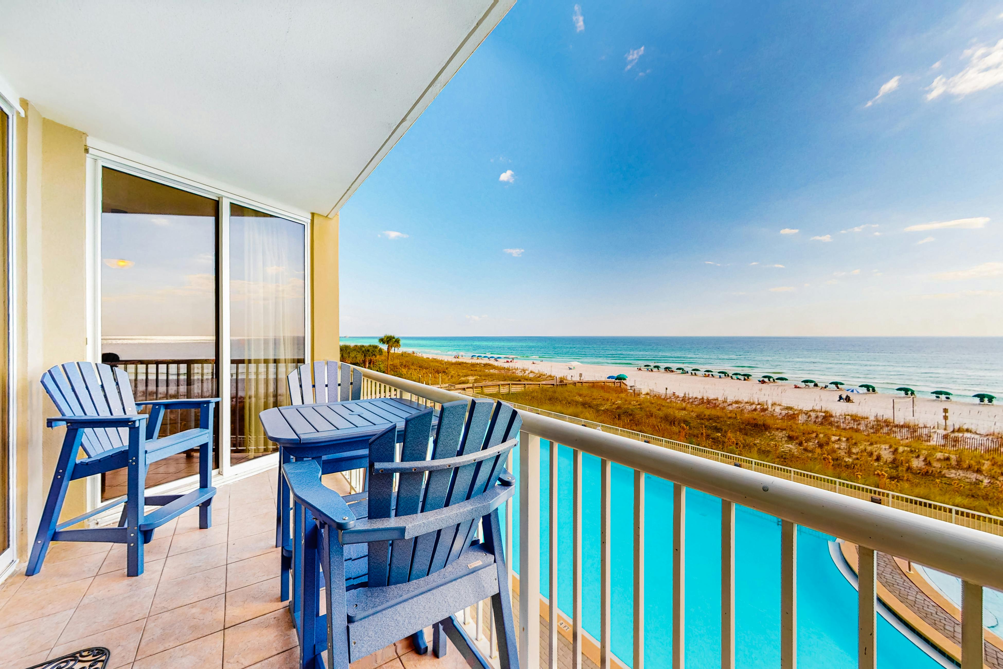 Waters Edge Condos on Okaloosa Island in Fort Walton Beach | Vacasa