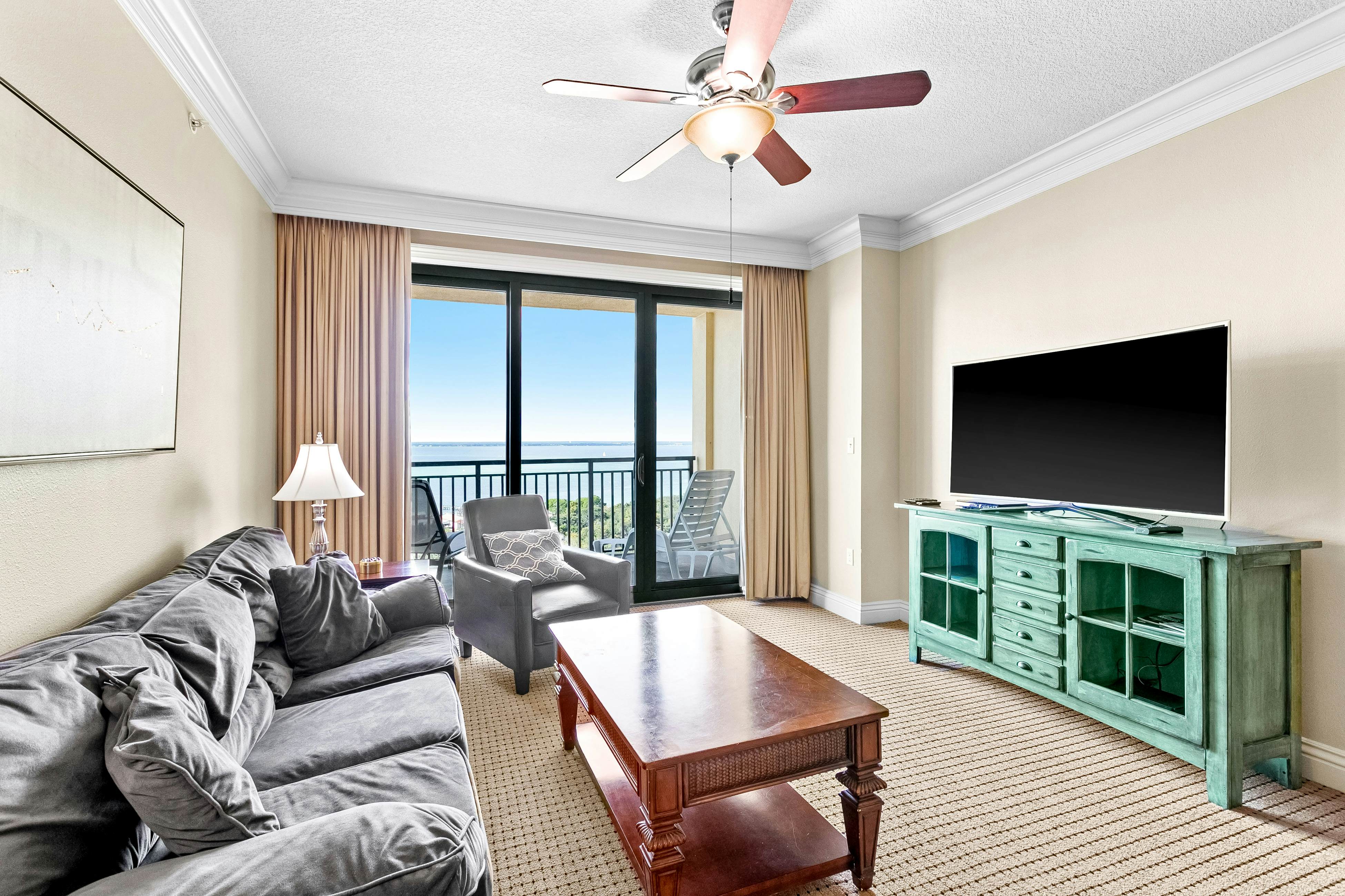 Destin, FL Condos, Vacation Rentals, Beach Houses | Vacasa