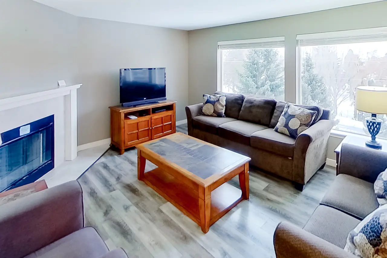 Park Pointe Mutual | 2 Bed Chelan, WA Condo | Vacasa