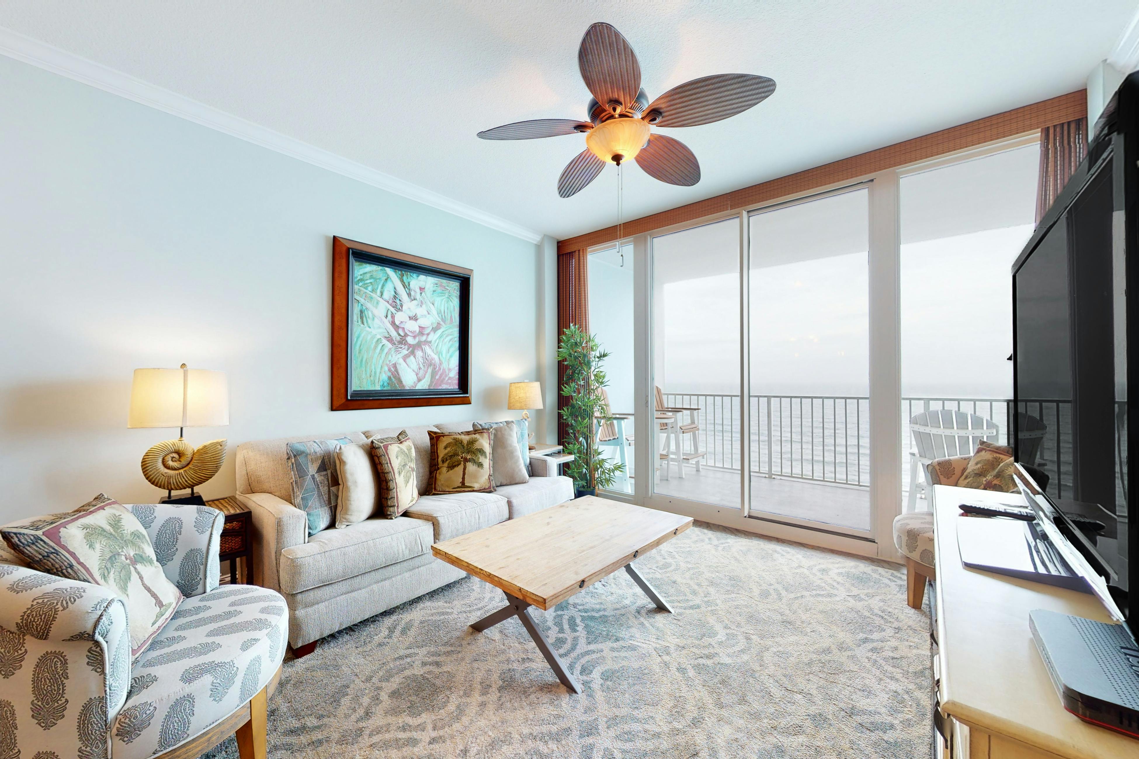 Lighthouse Condo Rentals, Vacation Rentals | Vacasa