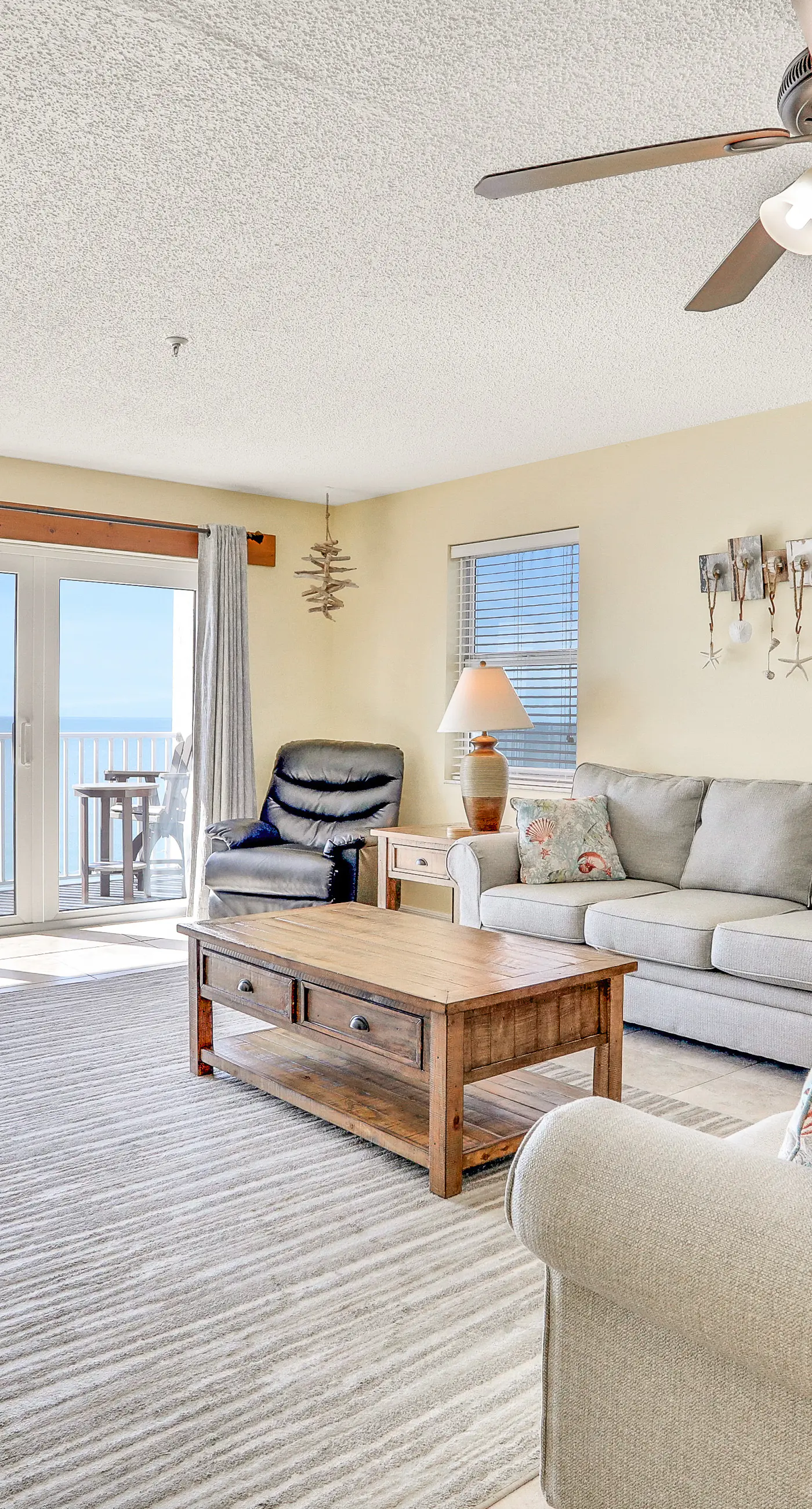 Madeira Beach Rentals, Vacation Rentals, Condo Rentals | Vacasa