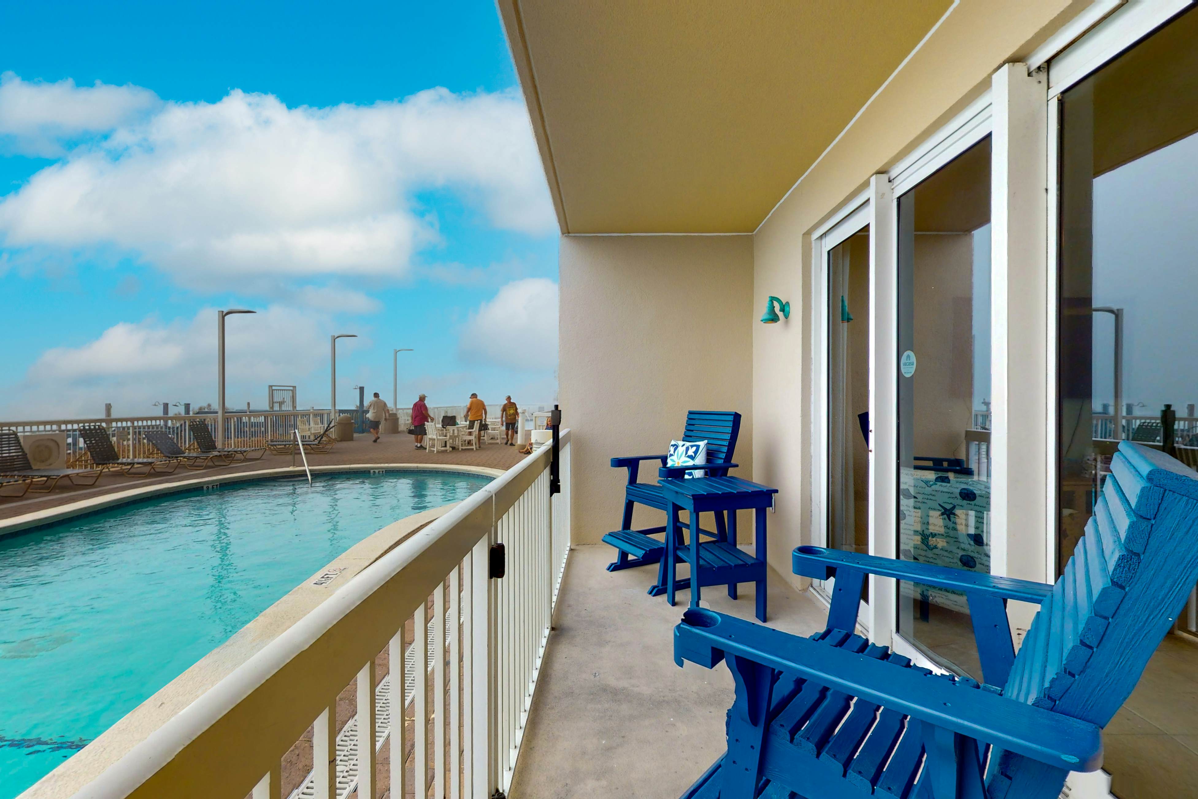 Seychelles Beach Resort | Panama City Beach Condos | Vacasa