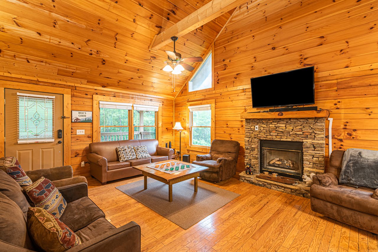 The Best of Times - The Gateway to Paradise | 4 BD Pigeon Forge, TN Vacation Rental | Vacasa