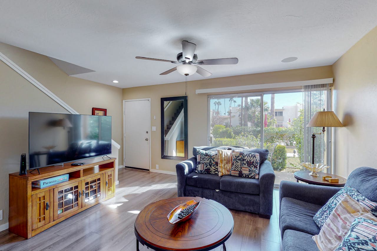 Sunbeam Dreams Unit 142 | 2 Bed Scottsdale, AZ Condo | Vacasa