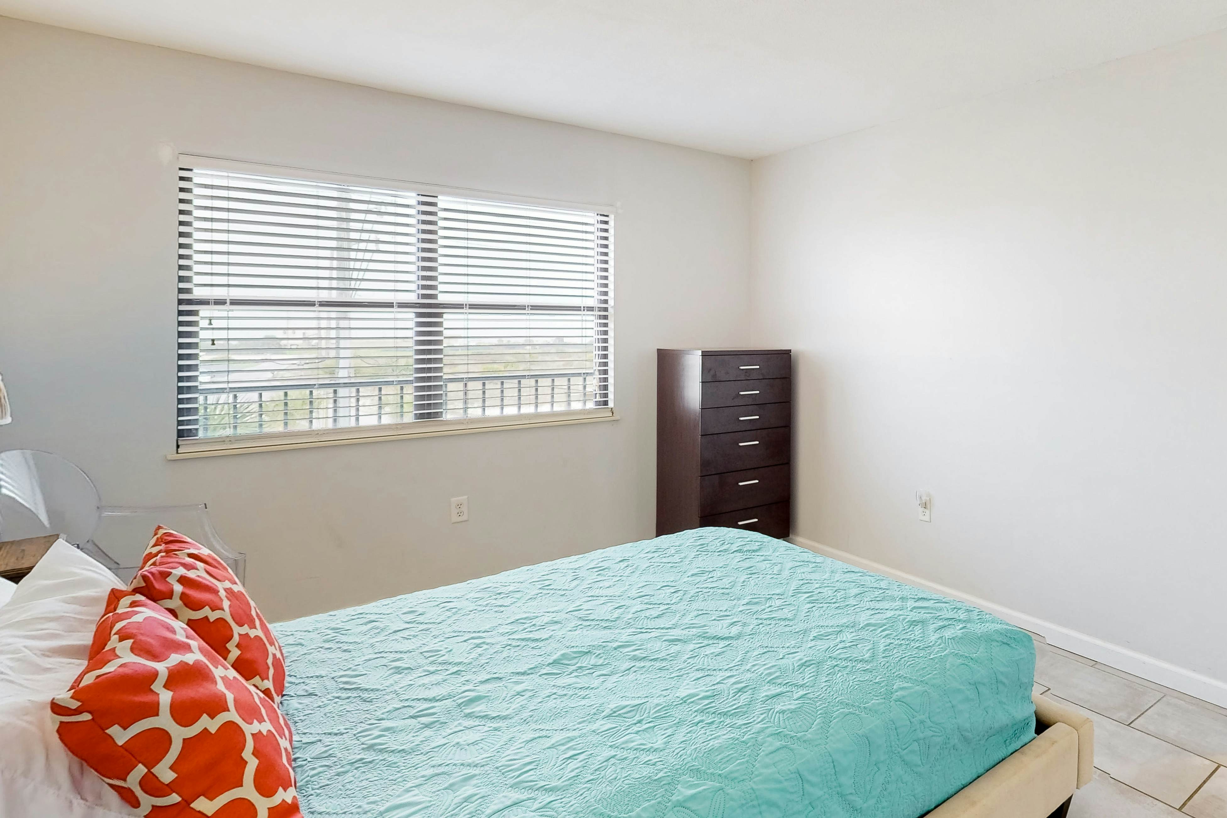 Emerald Surf 206 | 2 BD Navarre Beach, FL Vacation Rental | Vacasa