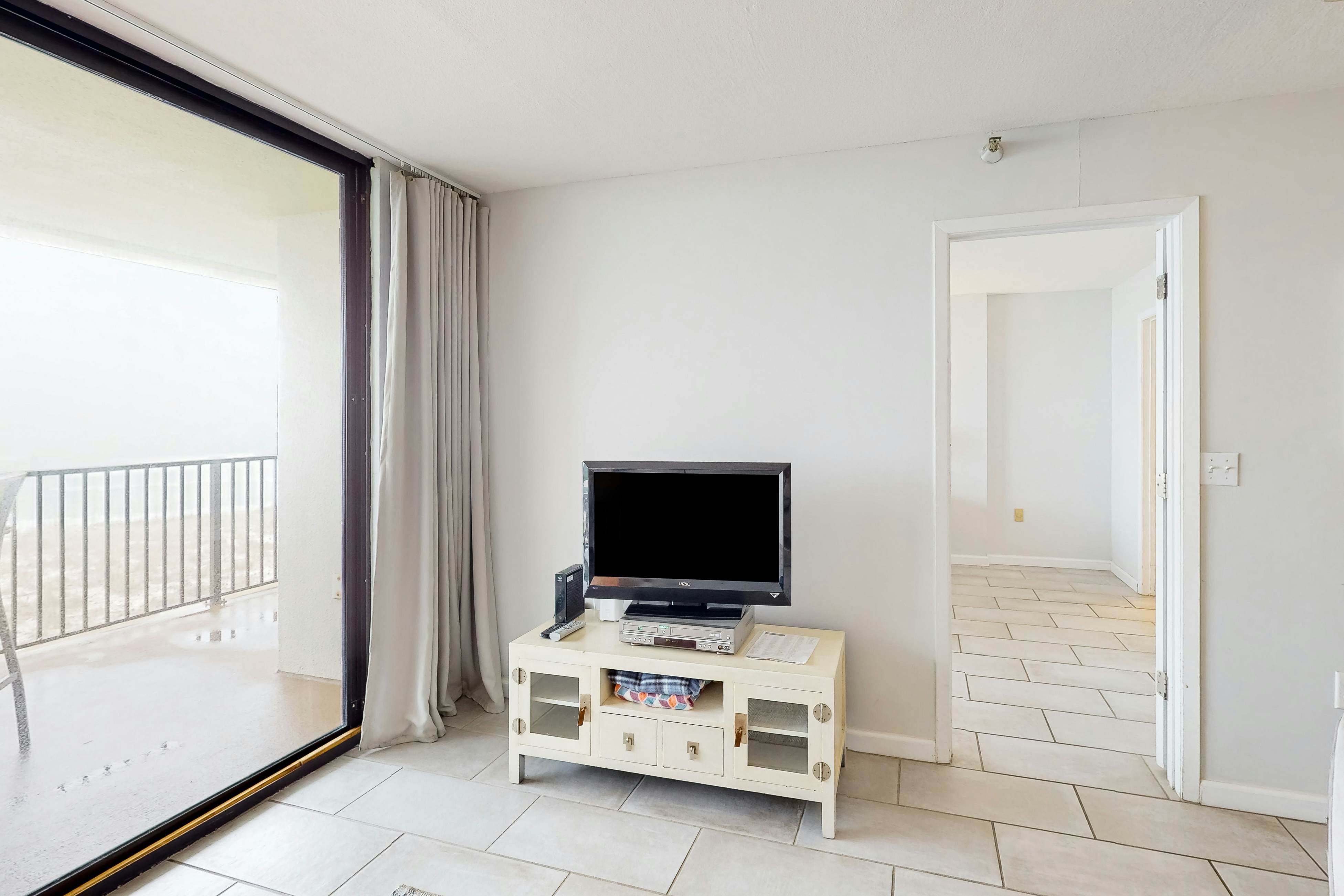 Emerald Surf 206 | 2 BD Navarre Beach, FL Vacation Rental | Vacasa