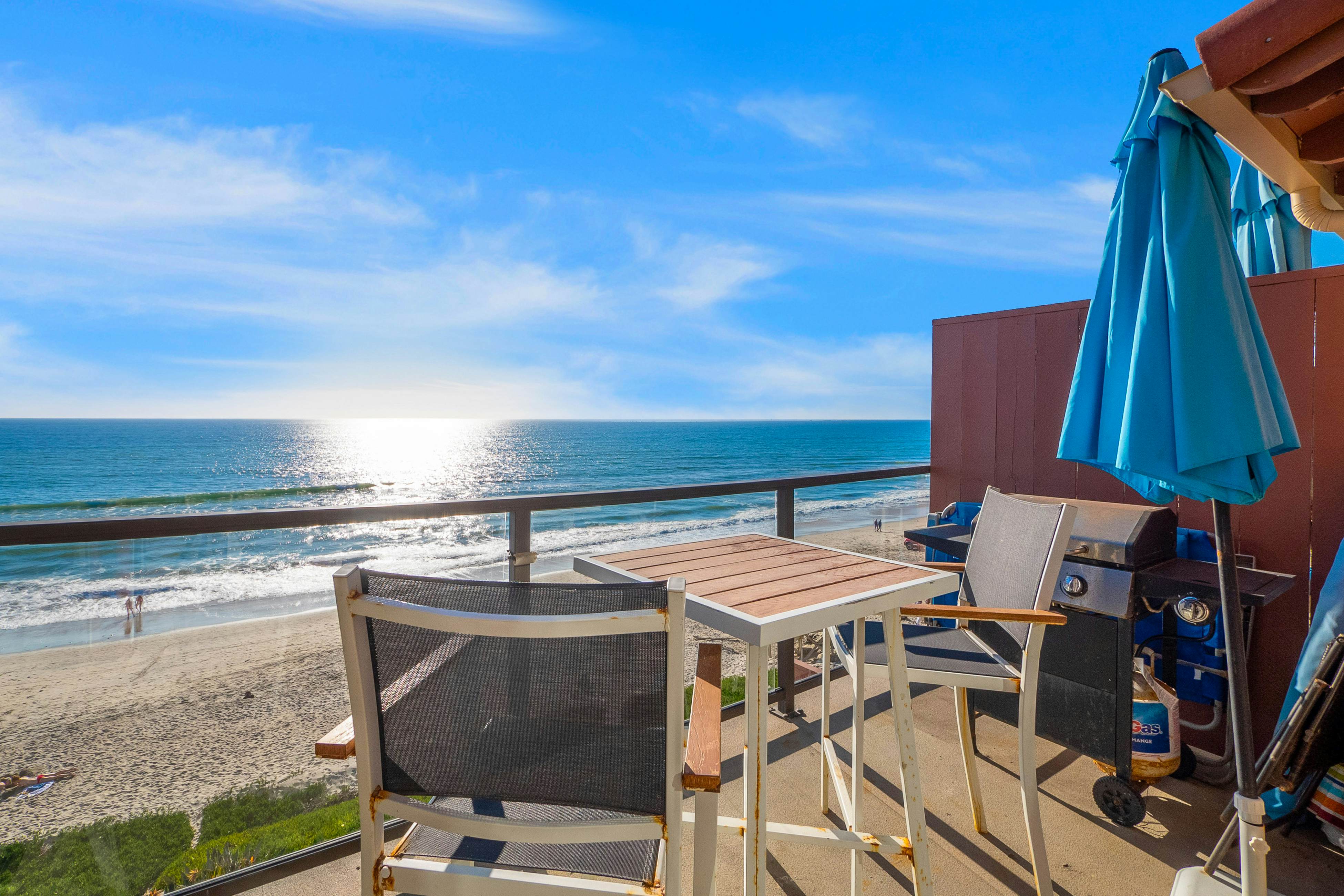 Southern California Beach House Rentals, Vacation Rentals | Vacasa