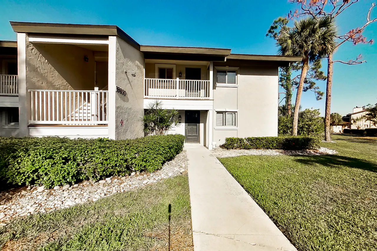 The Wishing Shell | 2 BD Fort Myers, FL Vacation Rental | Vacasa