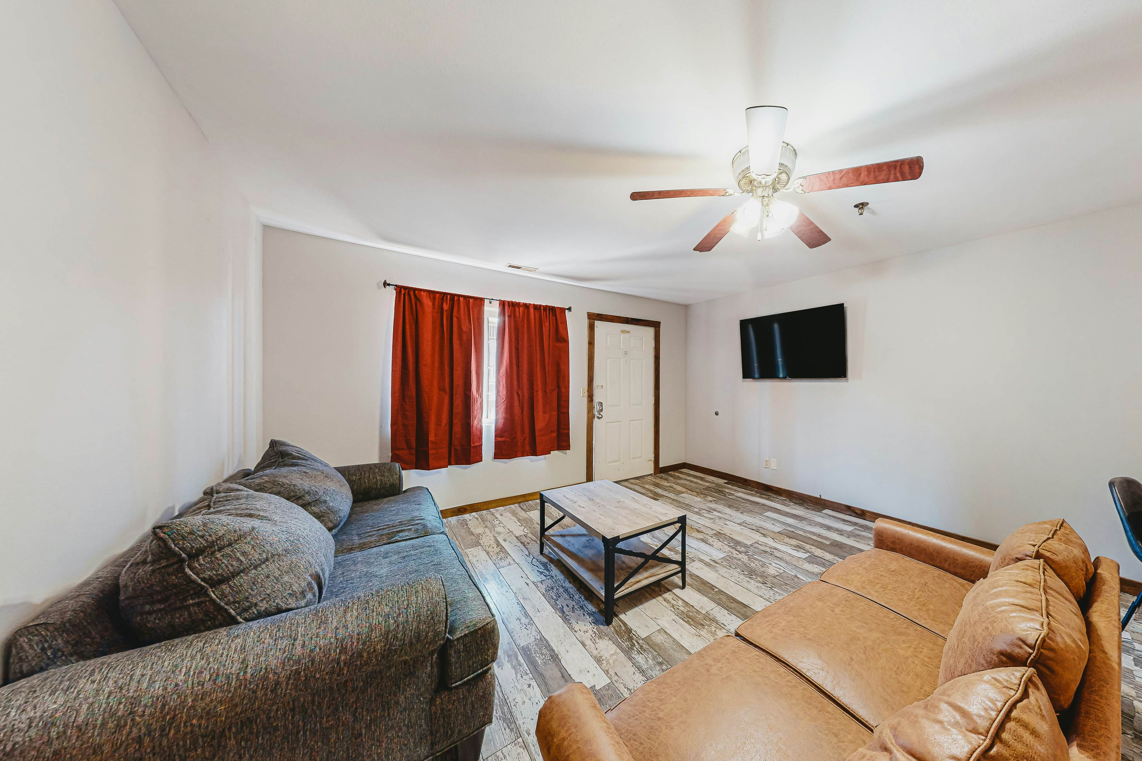 Table Rock Lake Cabin Rentals, Lake Houses, Vacation Rentals | Vacasa