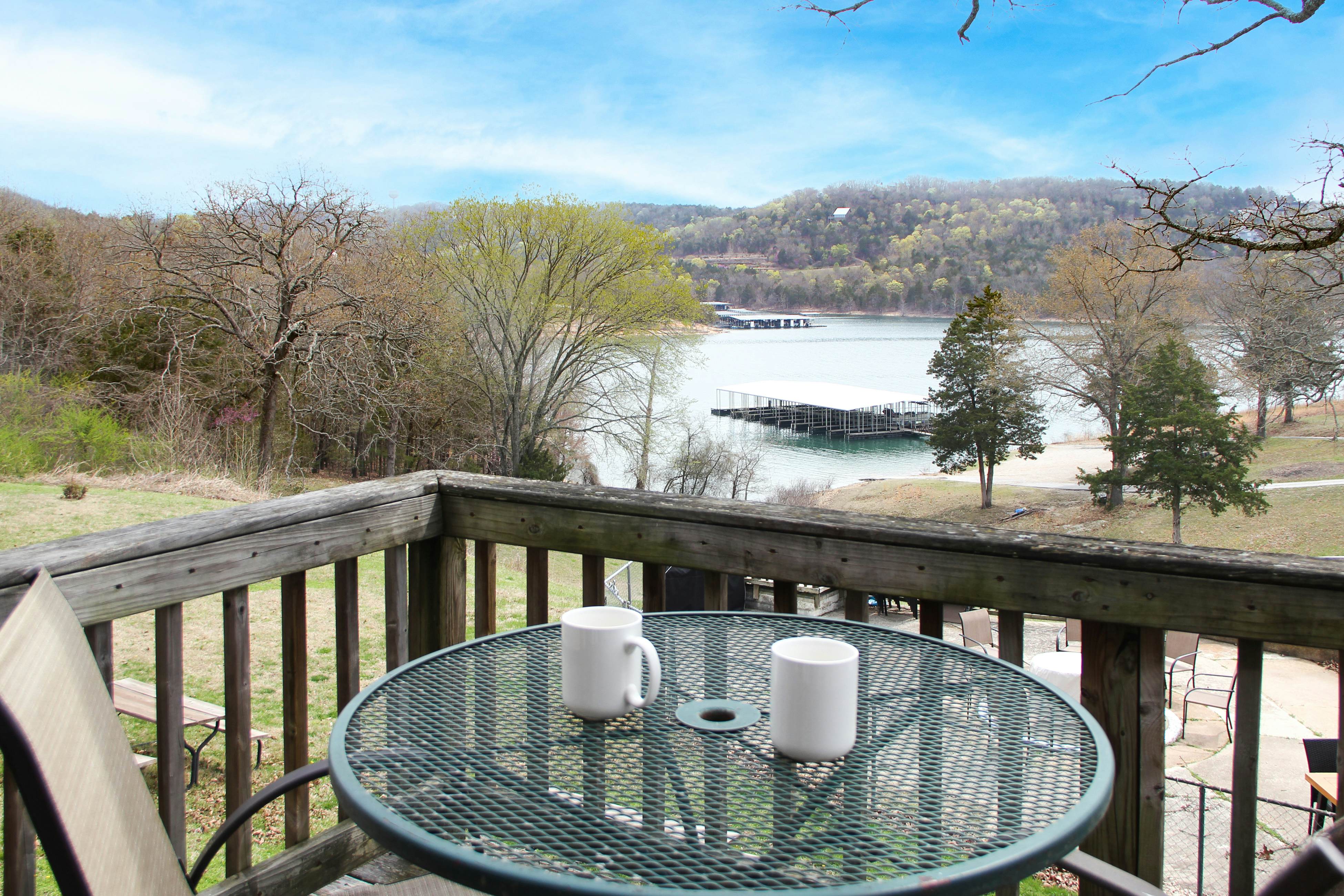 Table Rock Lake Cabin Rentals, Lake Houses, Vacation Rentals | Vacasa