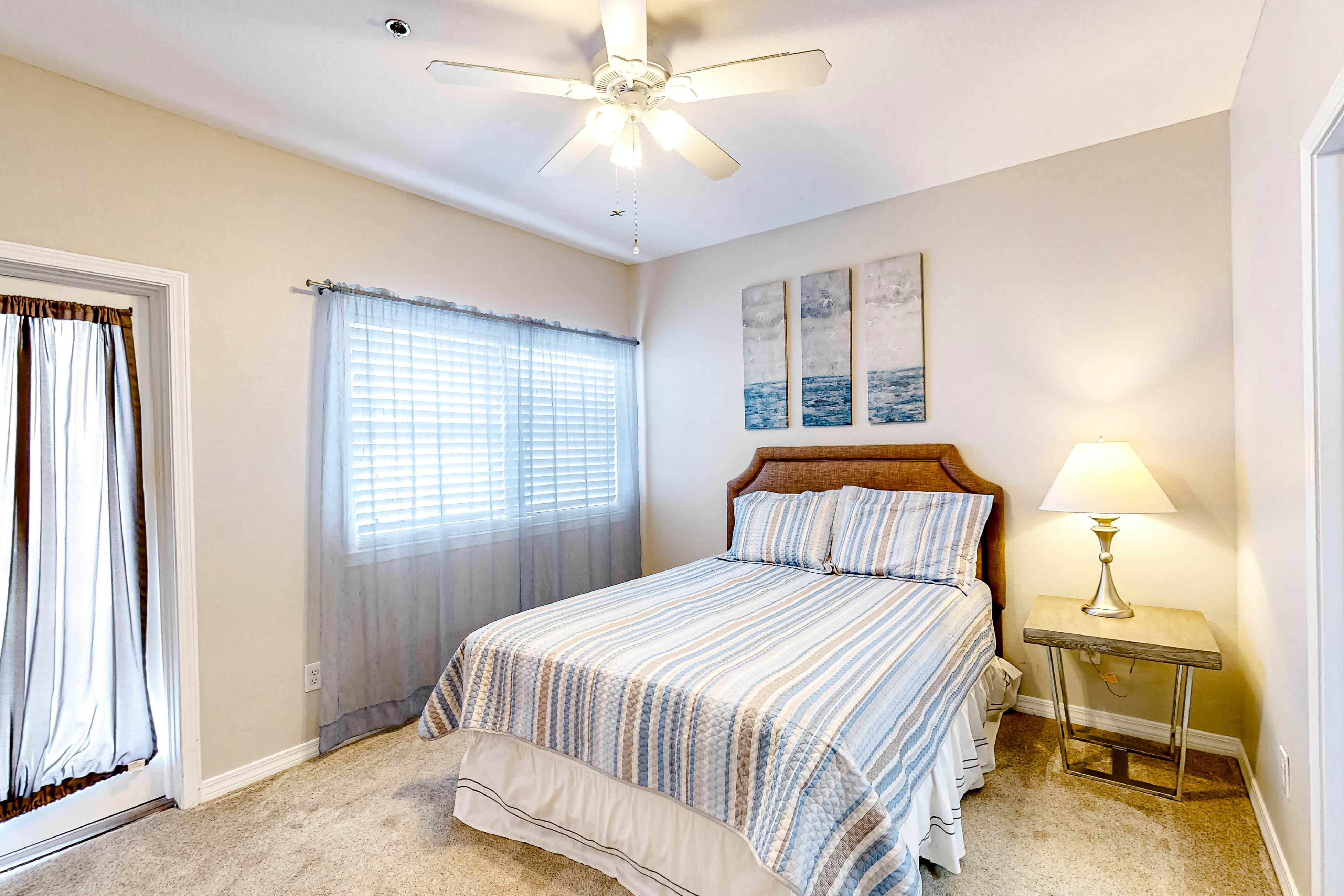 Sharp Reef on the Gulf #5 | 2 BD Perdido Key, FL Vacation Rental | Vacasa