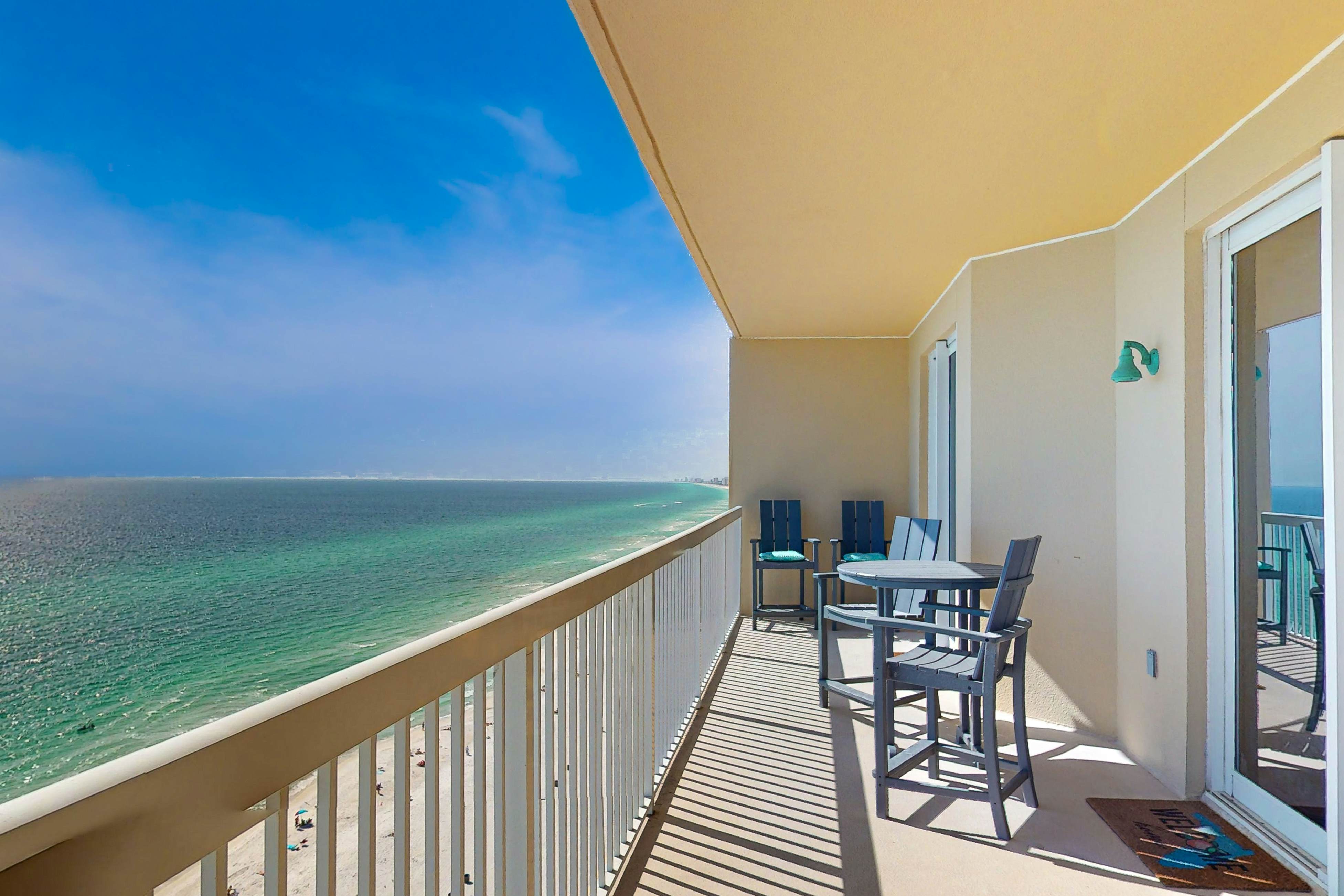 Seychelles Beach Resort | Panama City Beach Condos | Vacasa