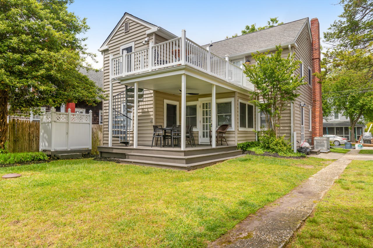 Town of Rehoboth Beach - 42 Maryland Ave | 5 Bed Rehoboth Beach, DE ...