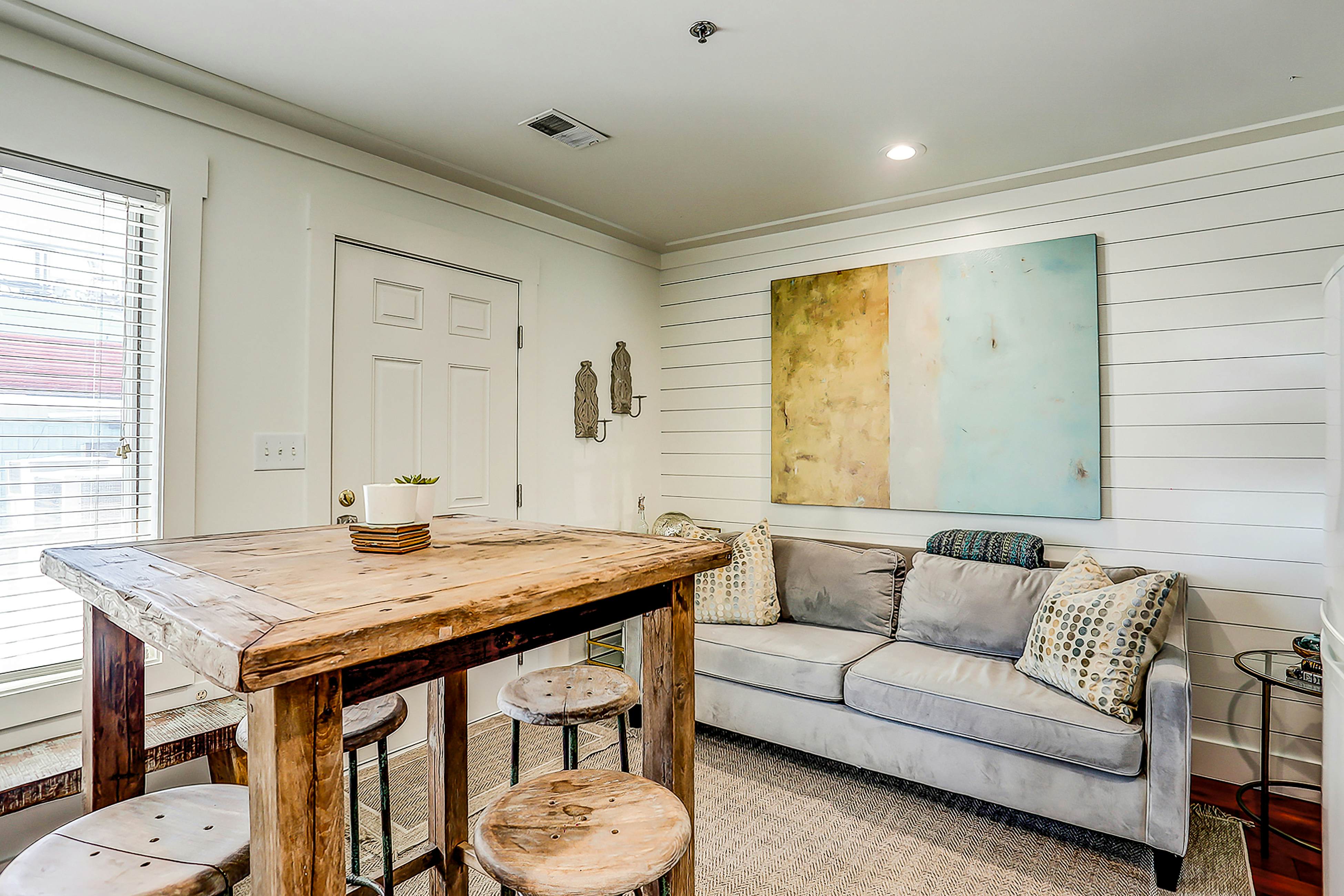 Folly Beach Vacation Rentals, Oceanfront | Professionally Cleaned | Vacasa