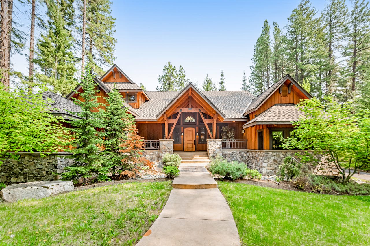 Pinegrass Getaway at Suncadia Resort | 5 Bed Cle Elum, WA House | Vacasa